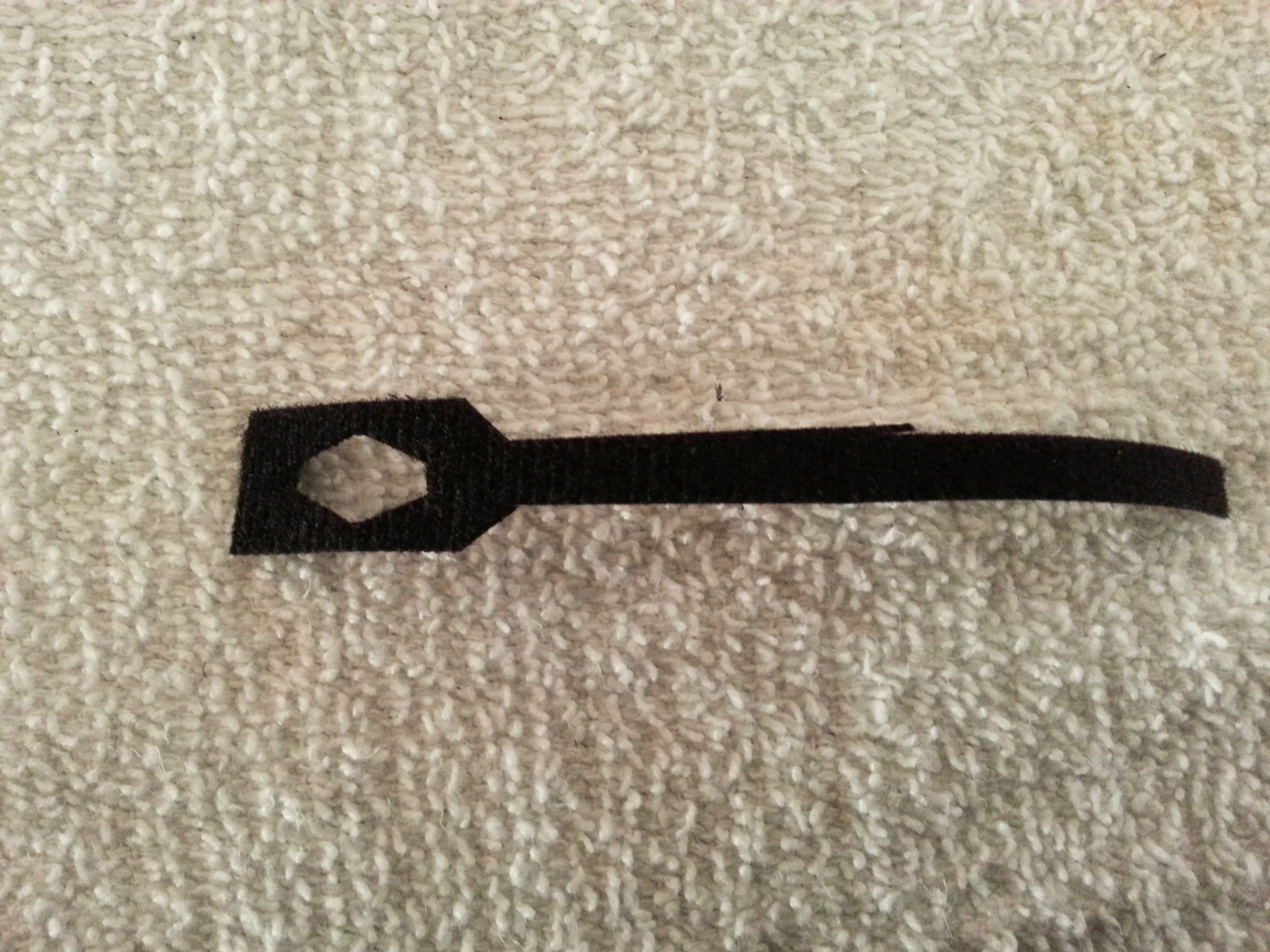 Quick Cable Tie Using Velcro Ribbon : 5 Steps - Instructables