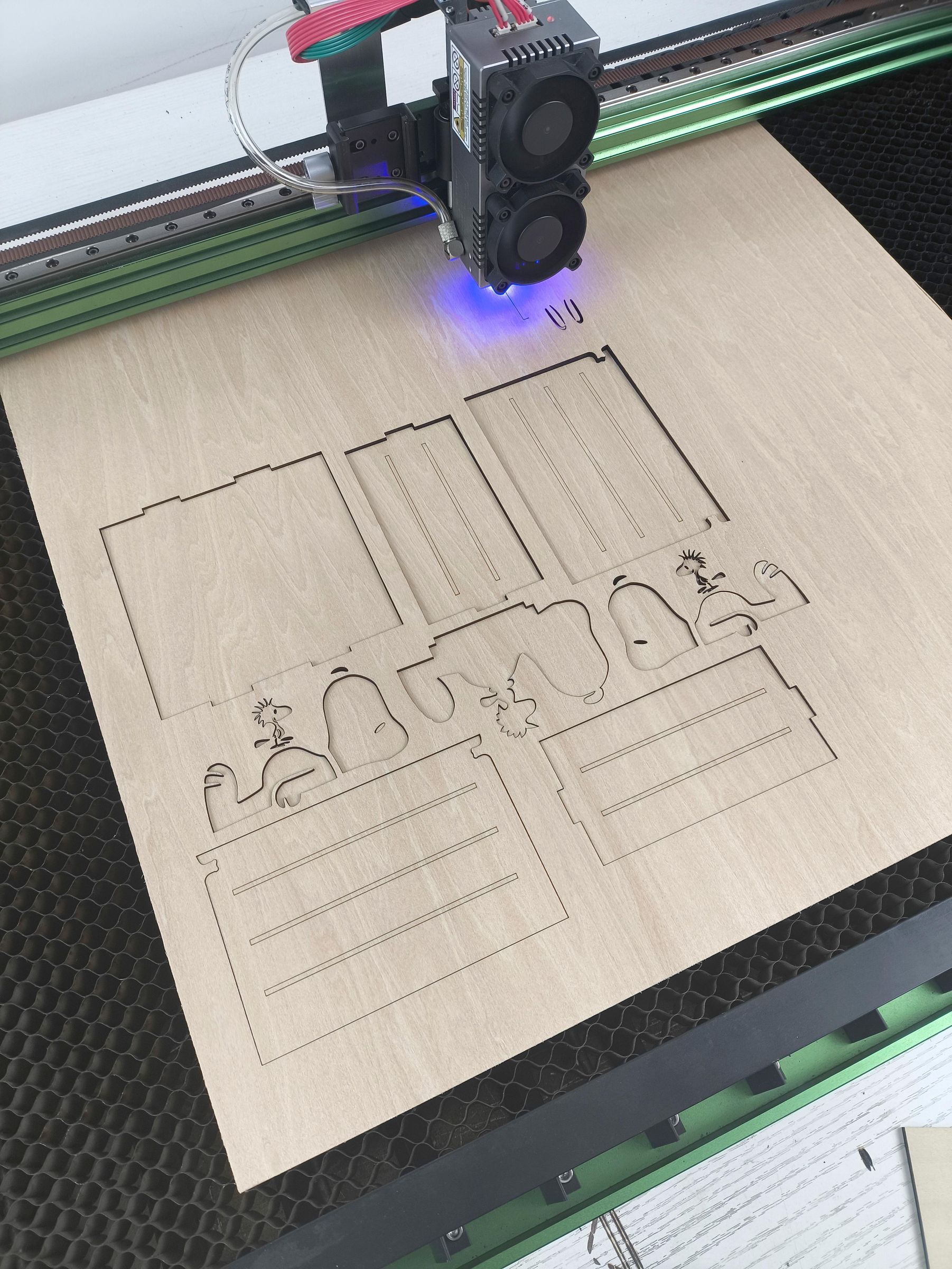 DIY Snoopy House Wooden Snack Box | Laser Cut, Custom Wood Art, Box : 5 ...