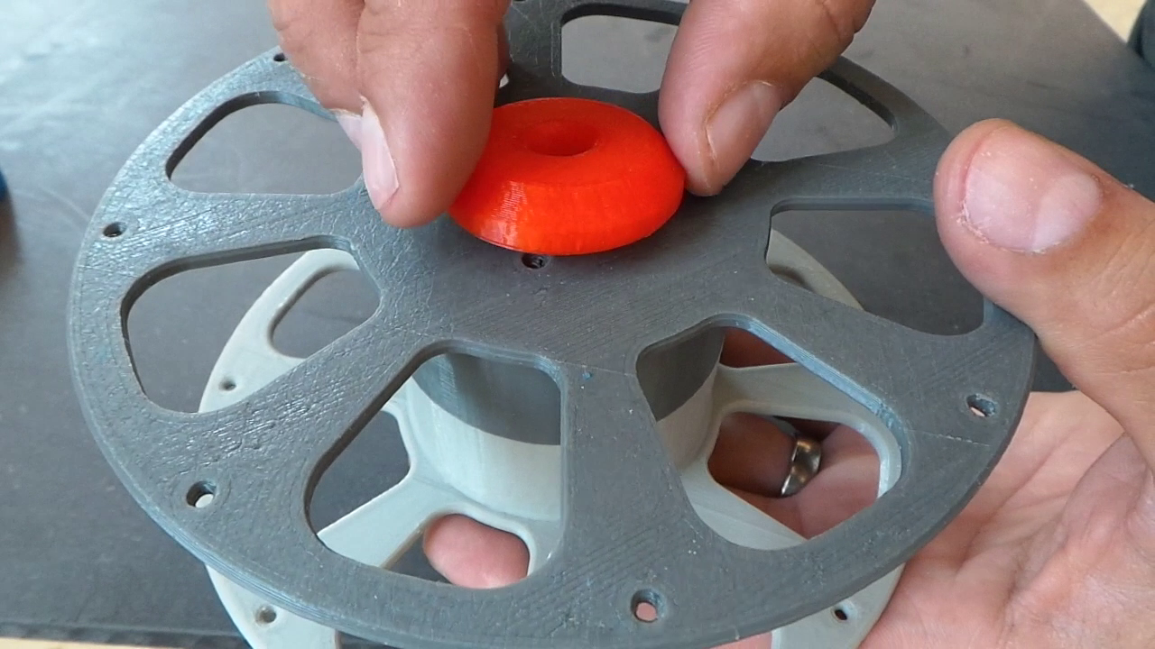 3D-printable Split Filament Spool With Threaded Joint : 10 Steps ...