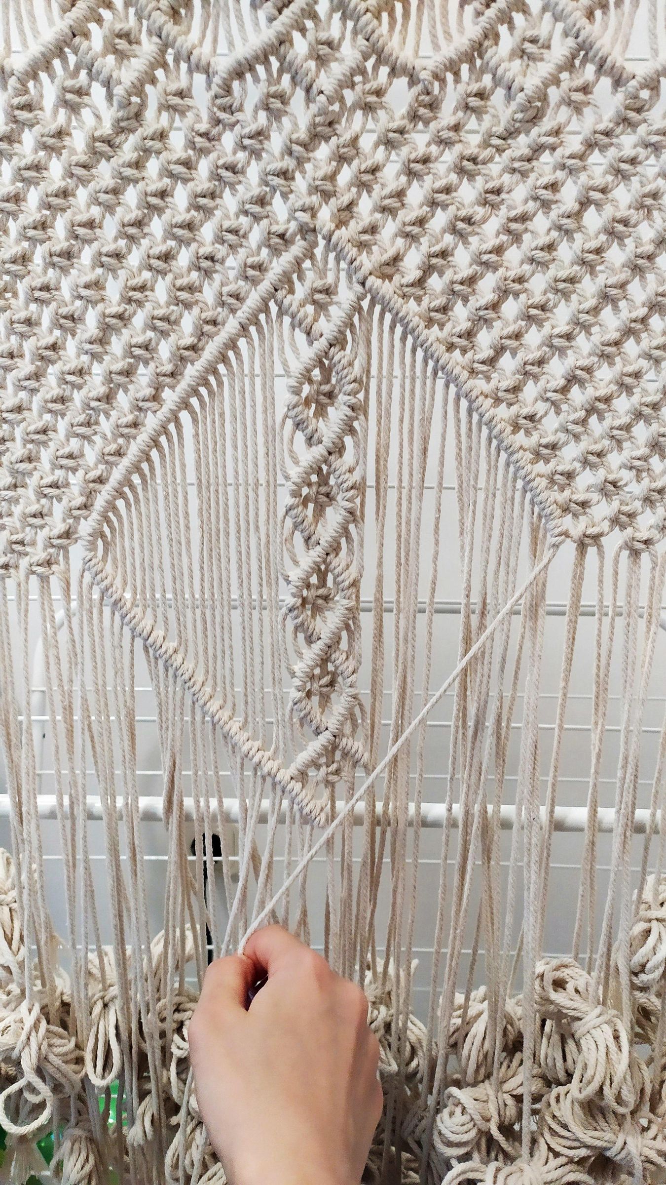 How to Make a Bohemian Macrame Rug : 14 Steps (with Pictures ...