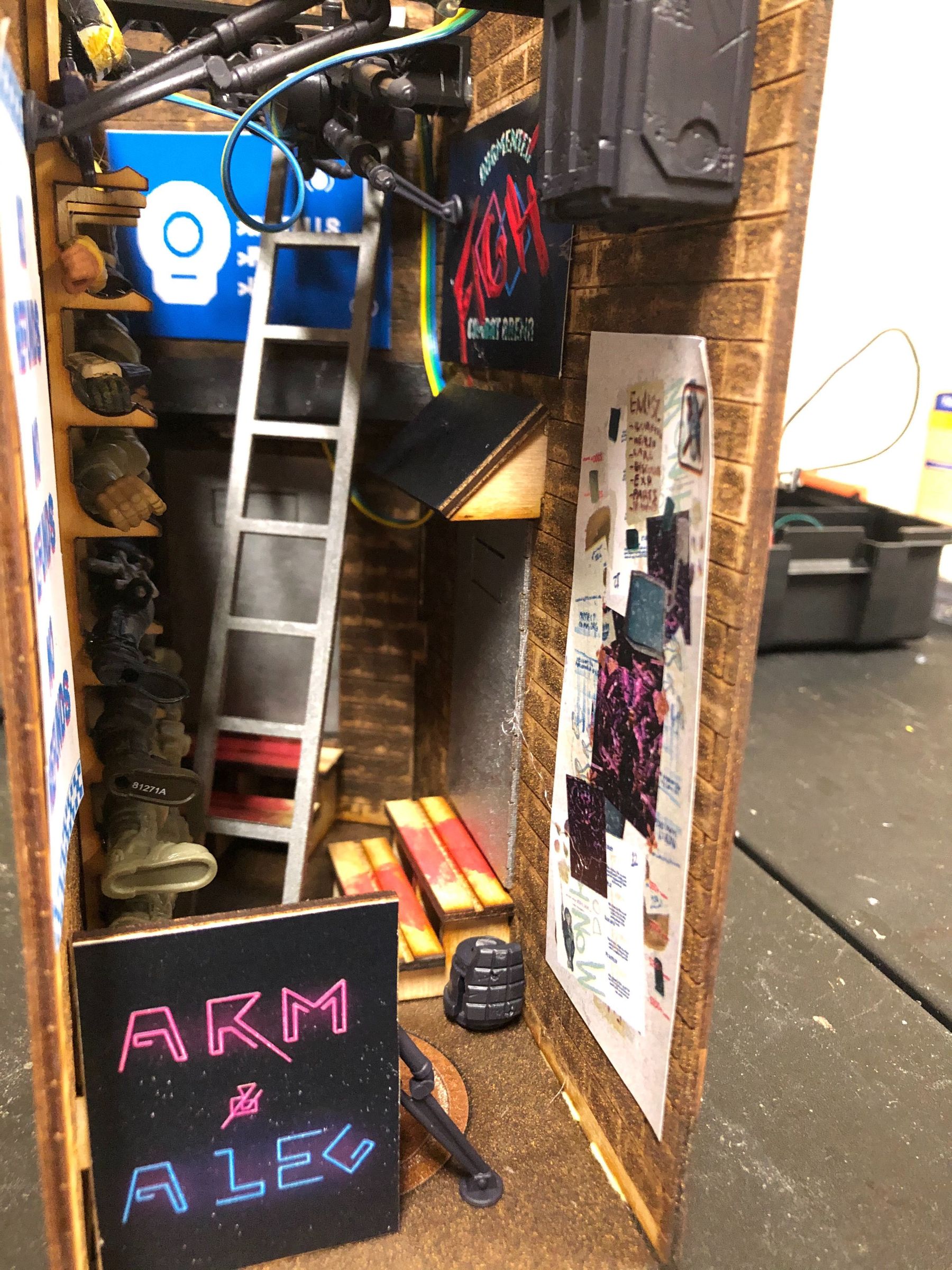 Cyberpunk Book Nook : 5 Steps - Instructables