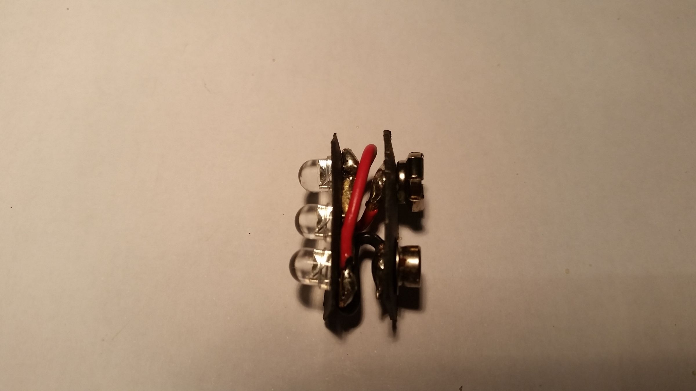 DIY 9 Volt LED Emergency/Backpack Flash Light : 10 Steps - Instructables