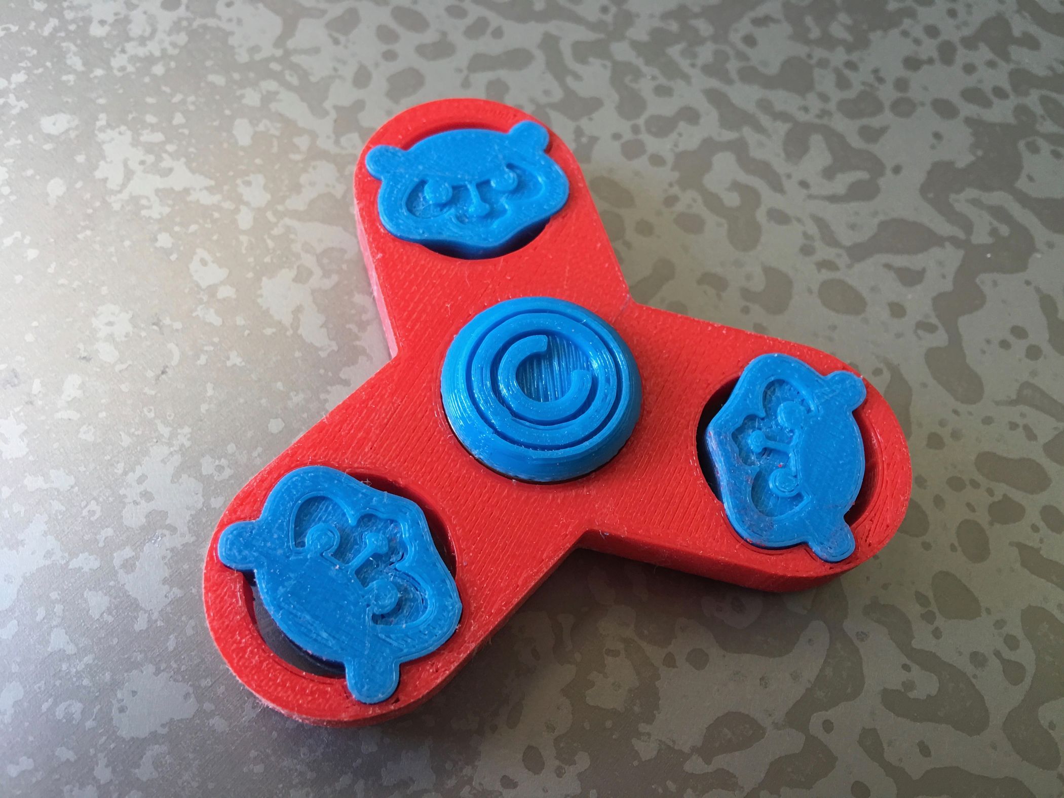 Cubs Fidget Spinner - Instructables