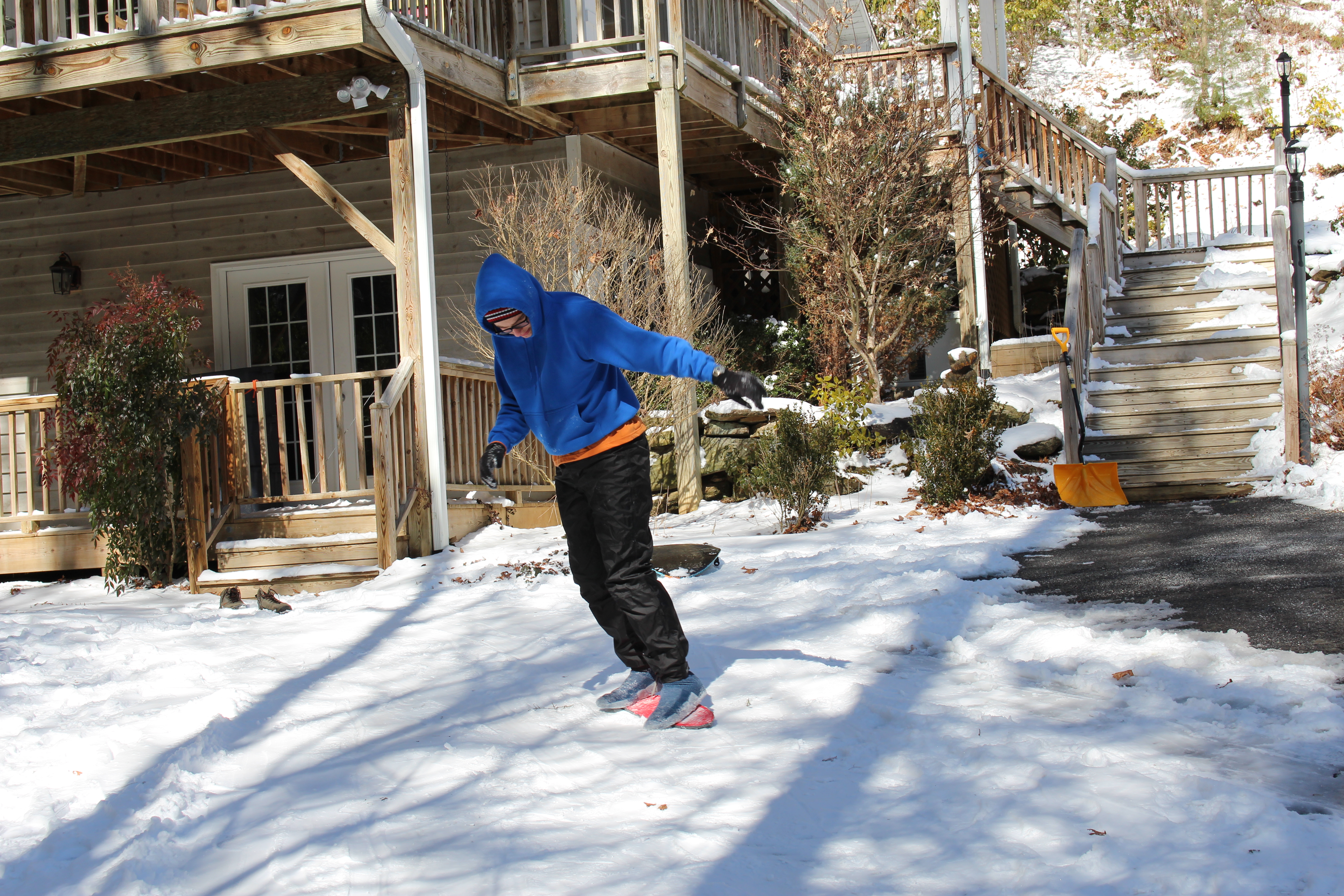 Snowboard/Snowskate From a Skateboard Deck : 8 Steps - Instructables