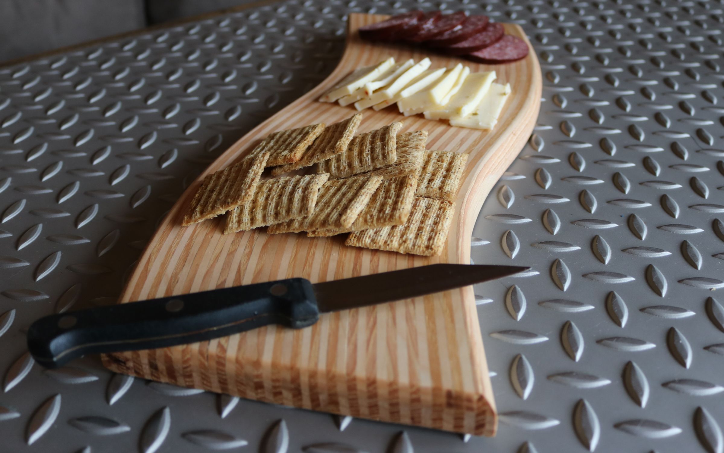 Curved Cutting Board : 3 Steps (with Pictures) - Instructables