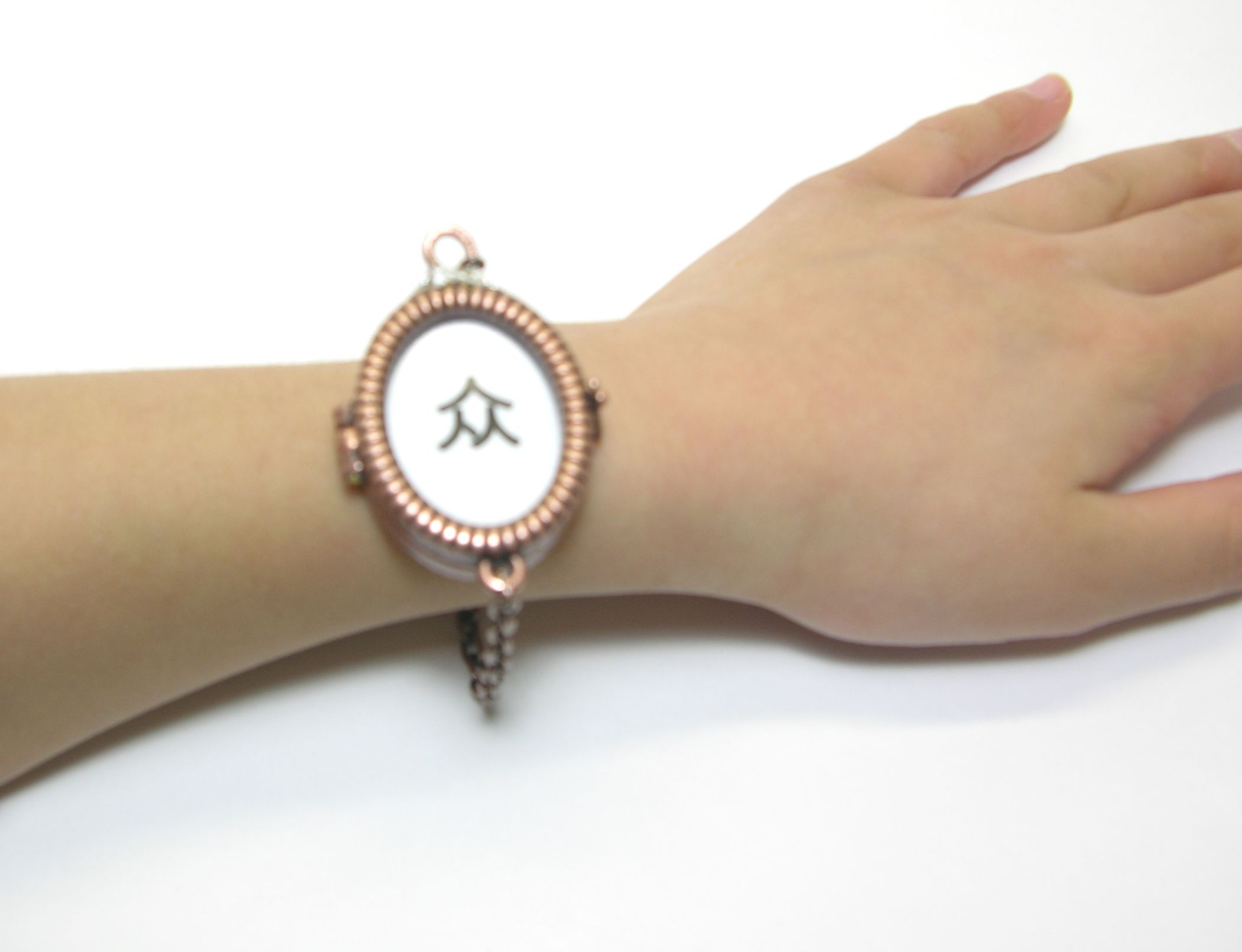 Learn a Second Language One Word a Day Bracelet : 5 Steps (with ...