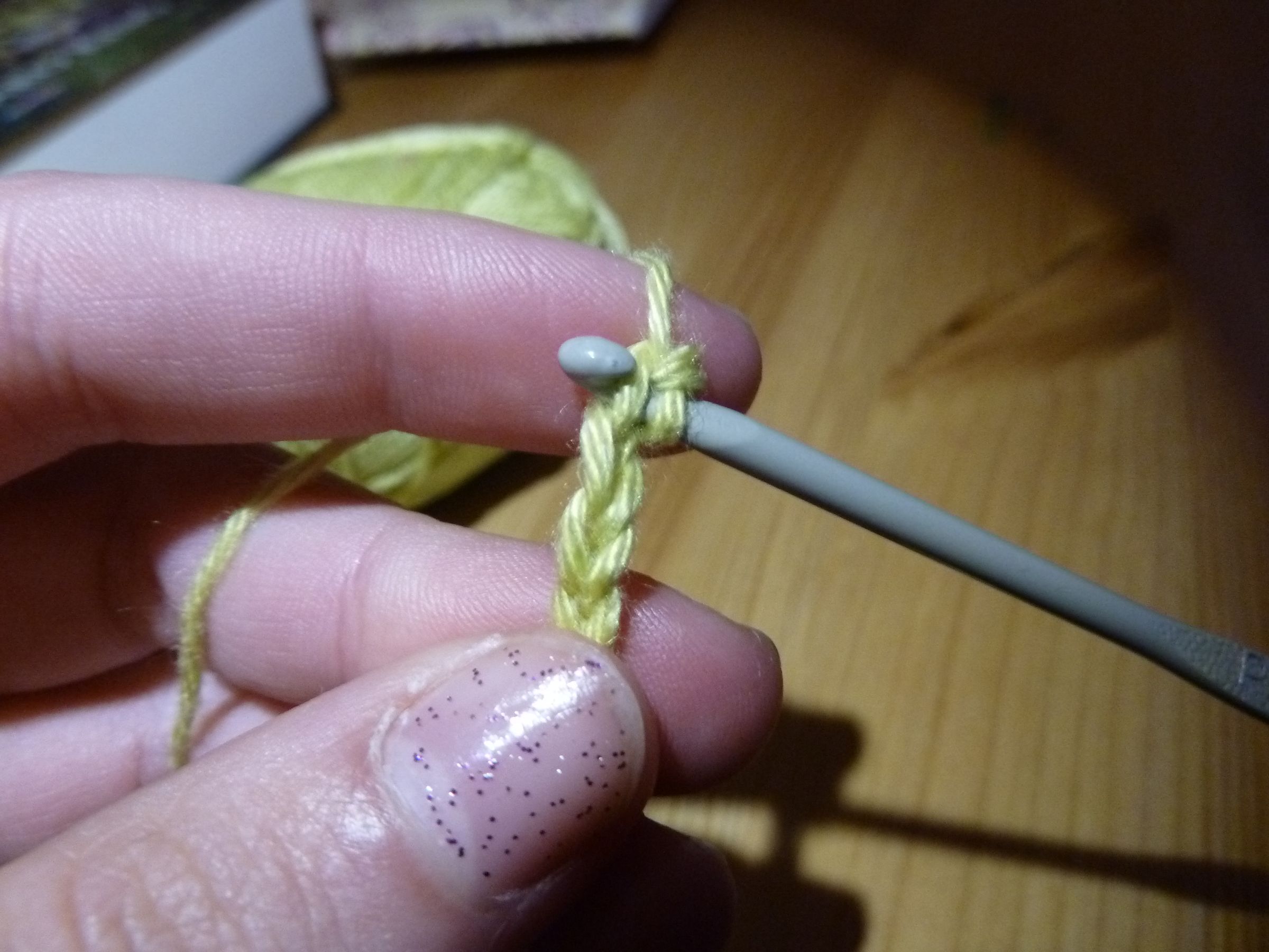 HOW TO CROCHET : 5 Steps - Instructables