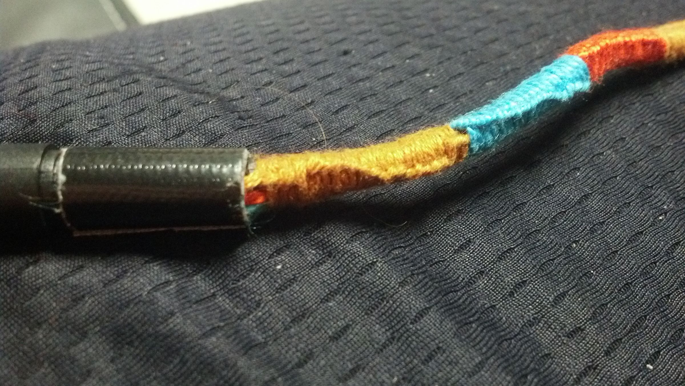 Friendship Bracelet Wrapped Cords! - Instructables