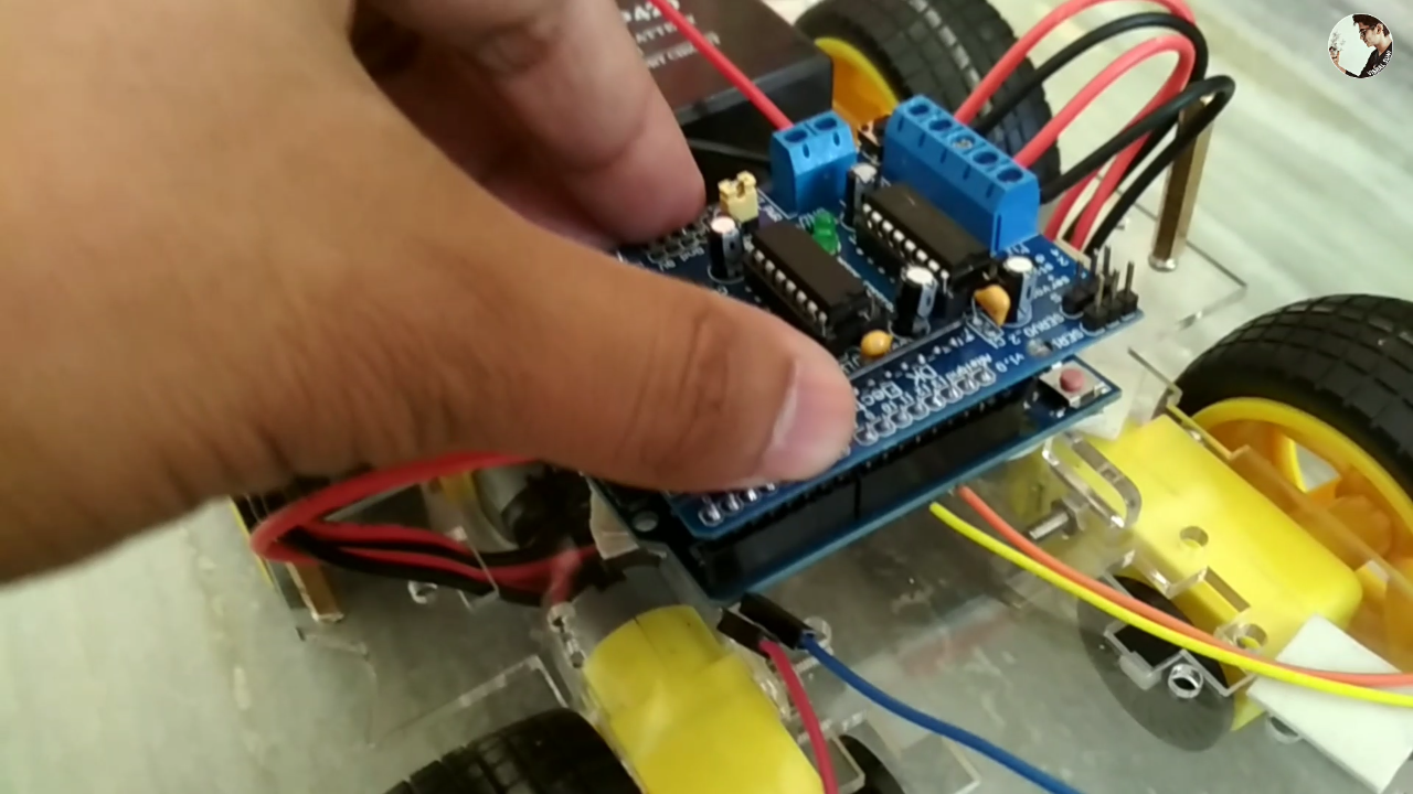 Mobile Controlled Bluetooth Car || Easy || Simple || Hc-05 || Motor ...