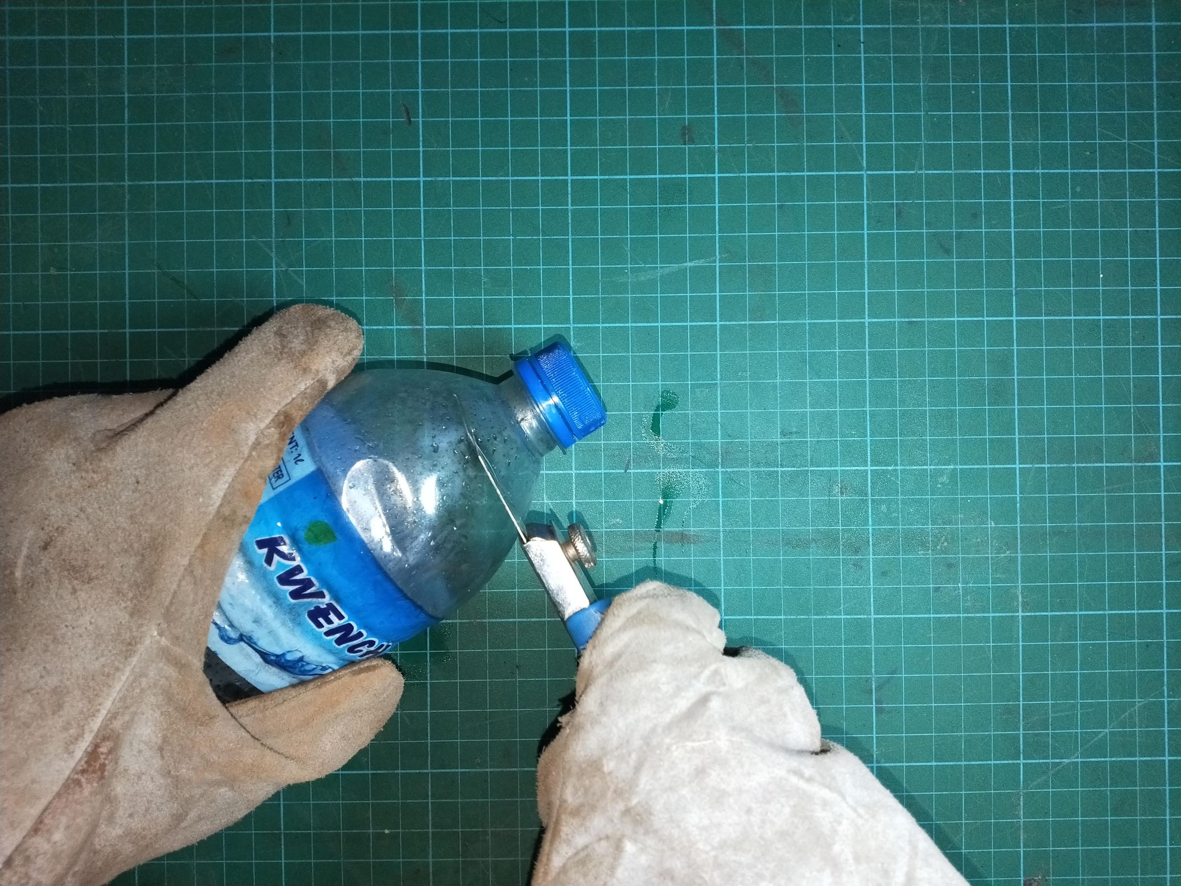 Unusual Uses for EMPTY Spray Can : 21 Steps (with Pictures) - Instructables
