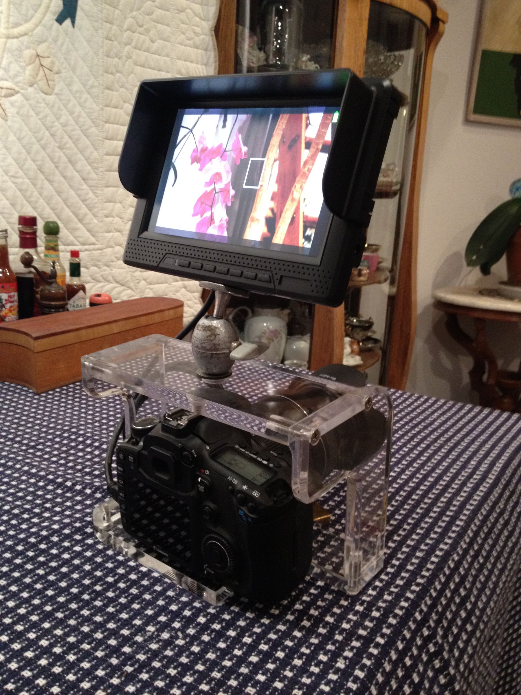 DSLR Video Shooting Rig : 4 Steps (with Pictures) - Instructables