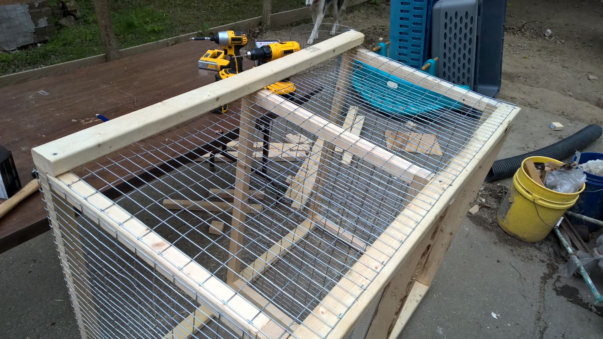Building a Sectional Rabbit Hutch : 12 Steps (with Pictures ...