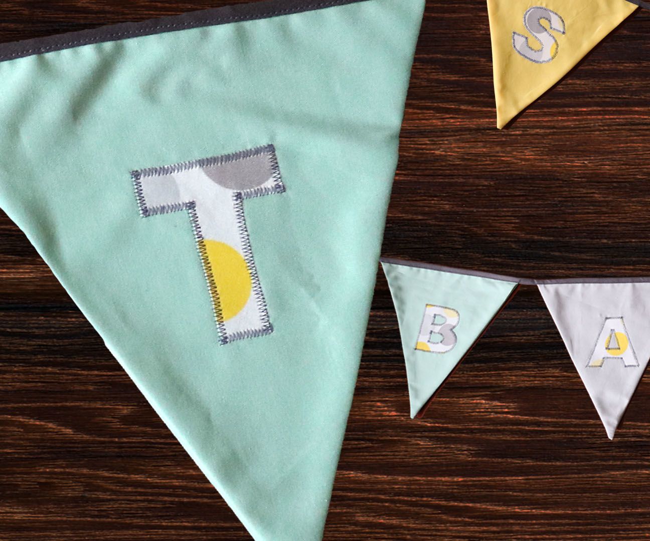 Make a Name Banner : 5 Steps (with Pictures) - Instructables
