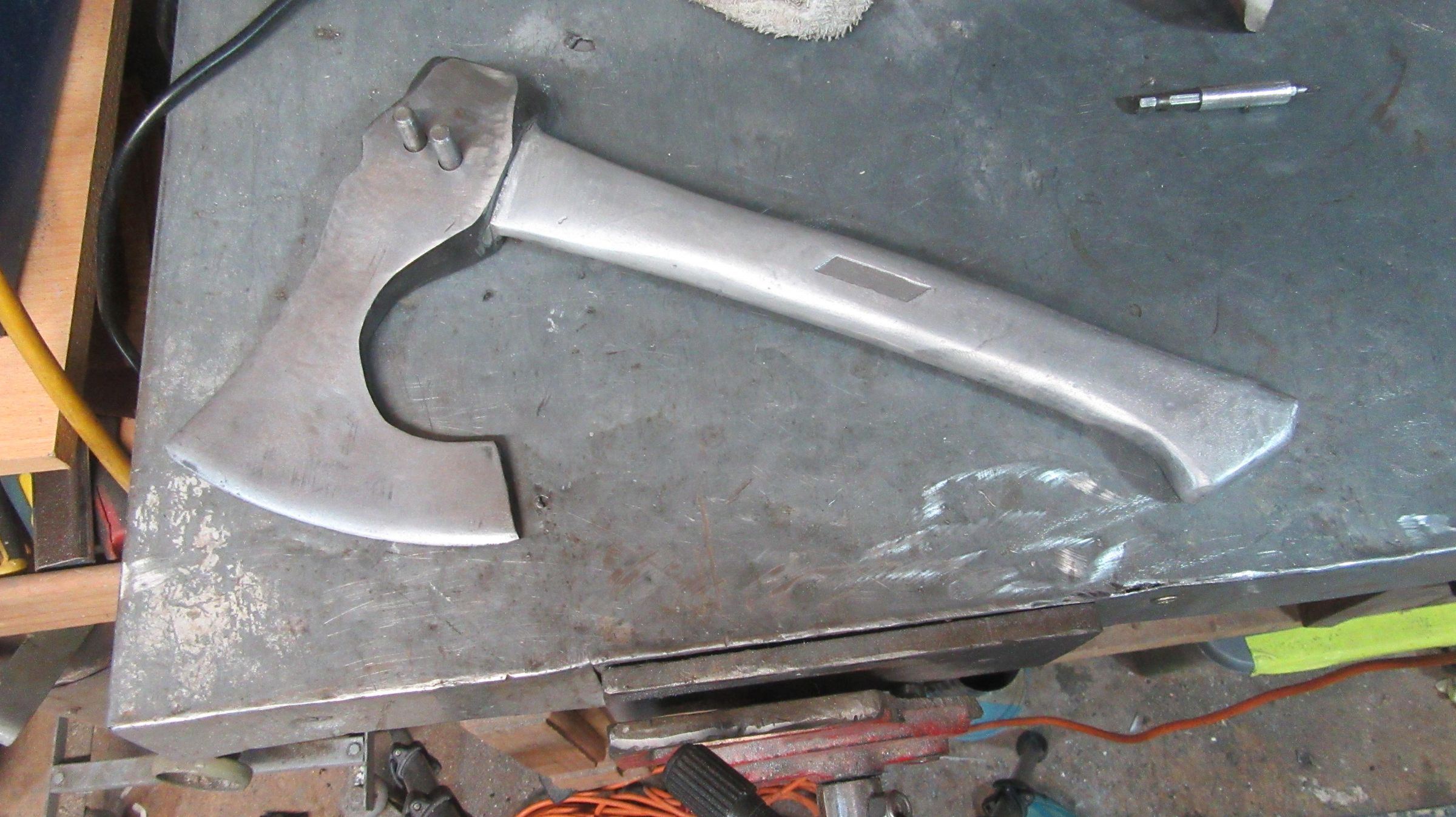 Turning a Cheap Axe Into a Viking Style Axe : 10 Steps (with Pictures ...