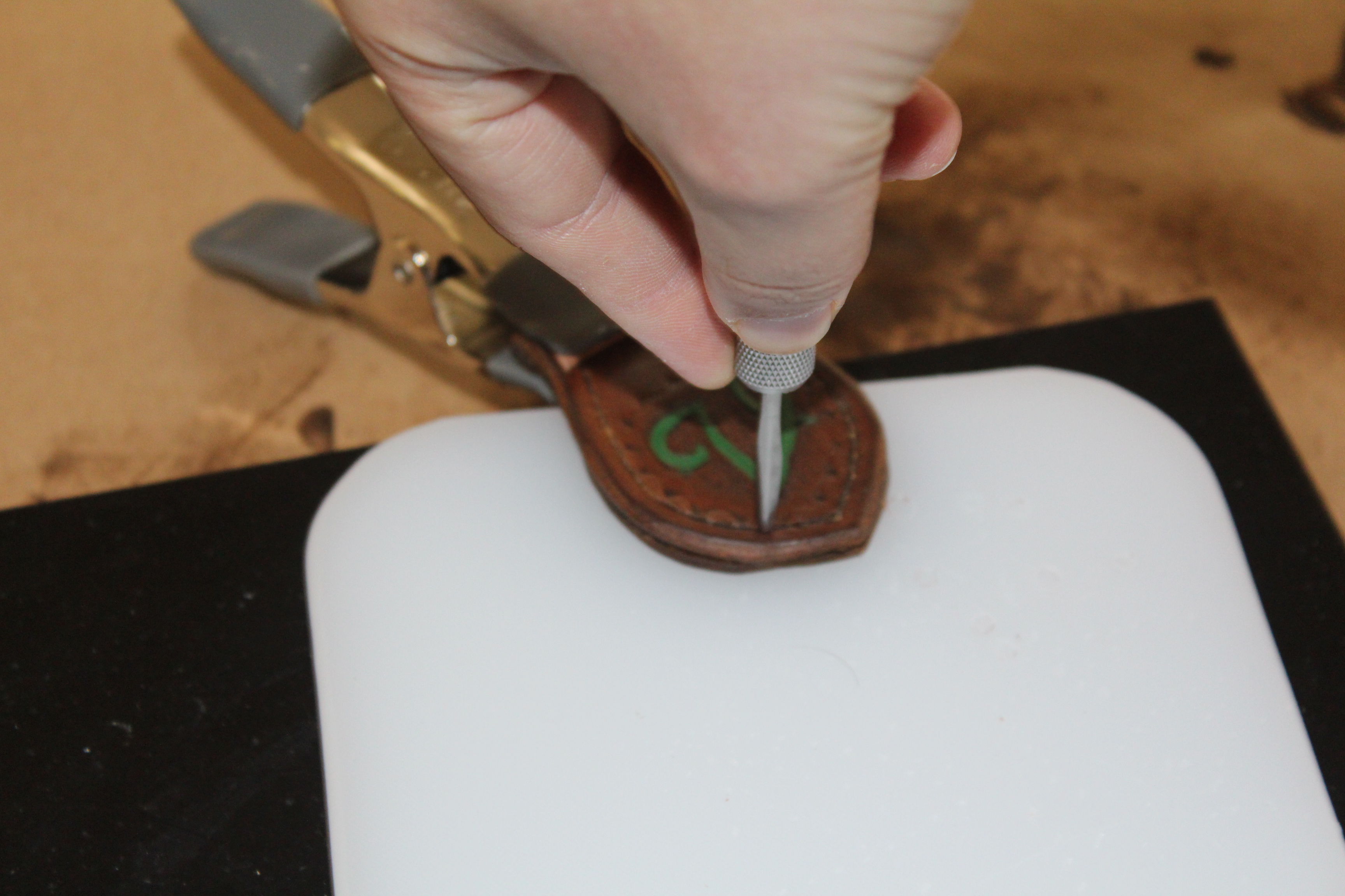 Homemade Christmas-Gift Key Fob : 10 Steps (with Pictures) - Instructables