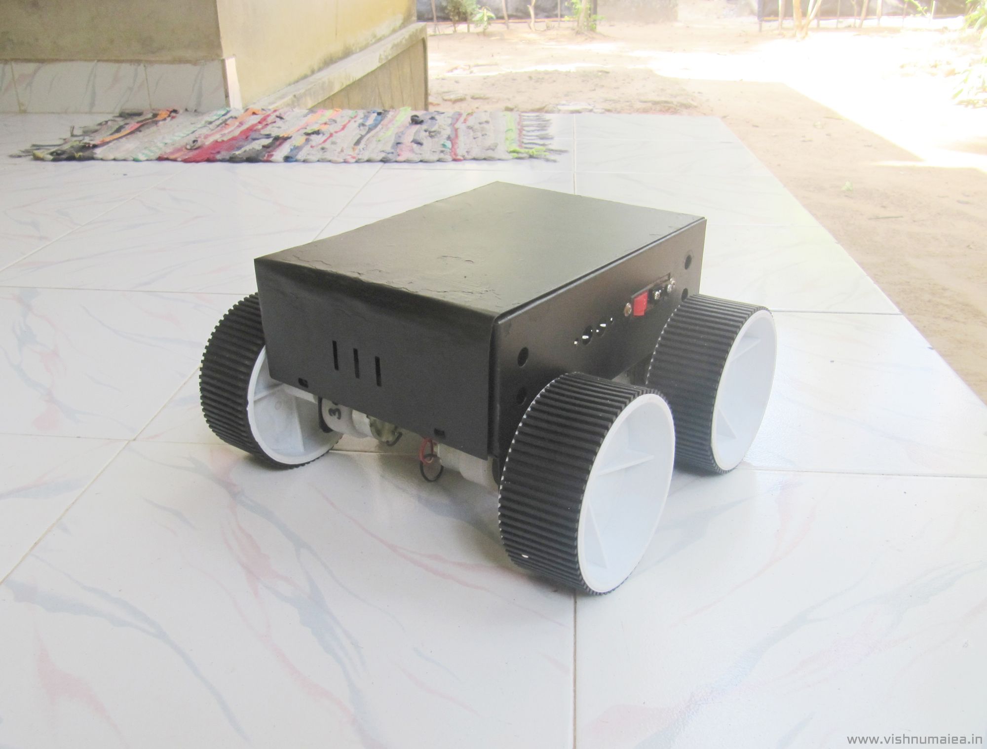 RC Four Wheel Ground Rover : 11 Steps (with Pictures) - Instructables