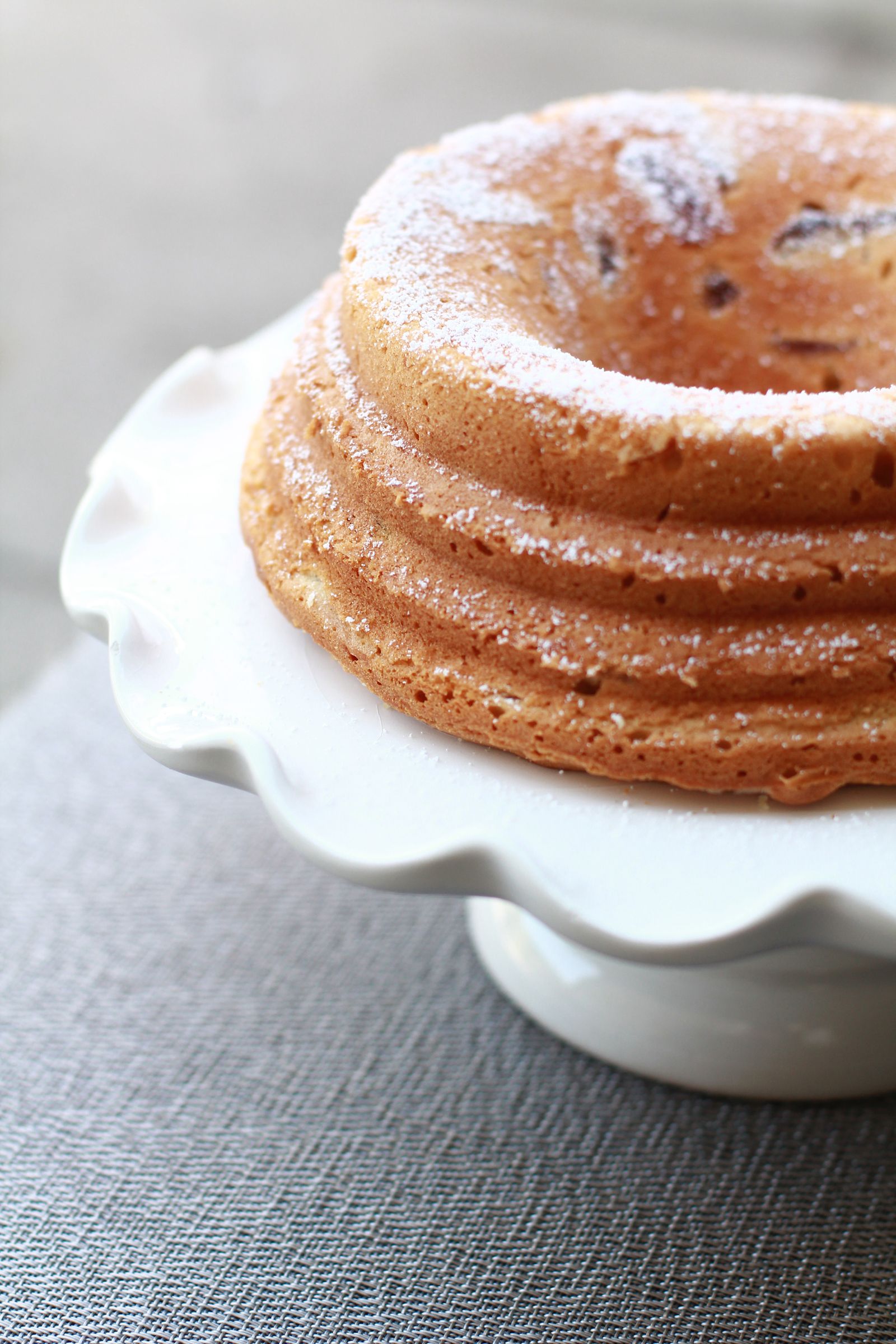 Apricot Rum Bundt Cake - Instructables