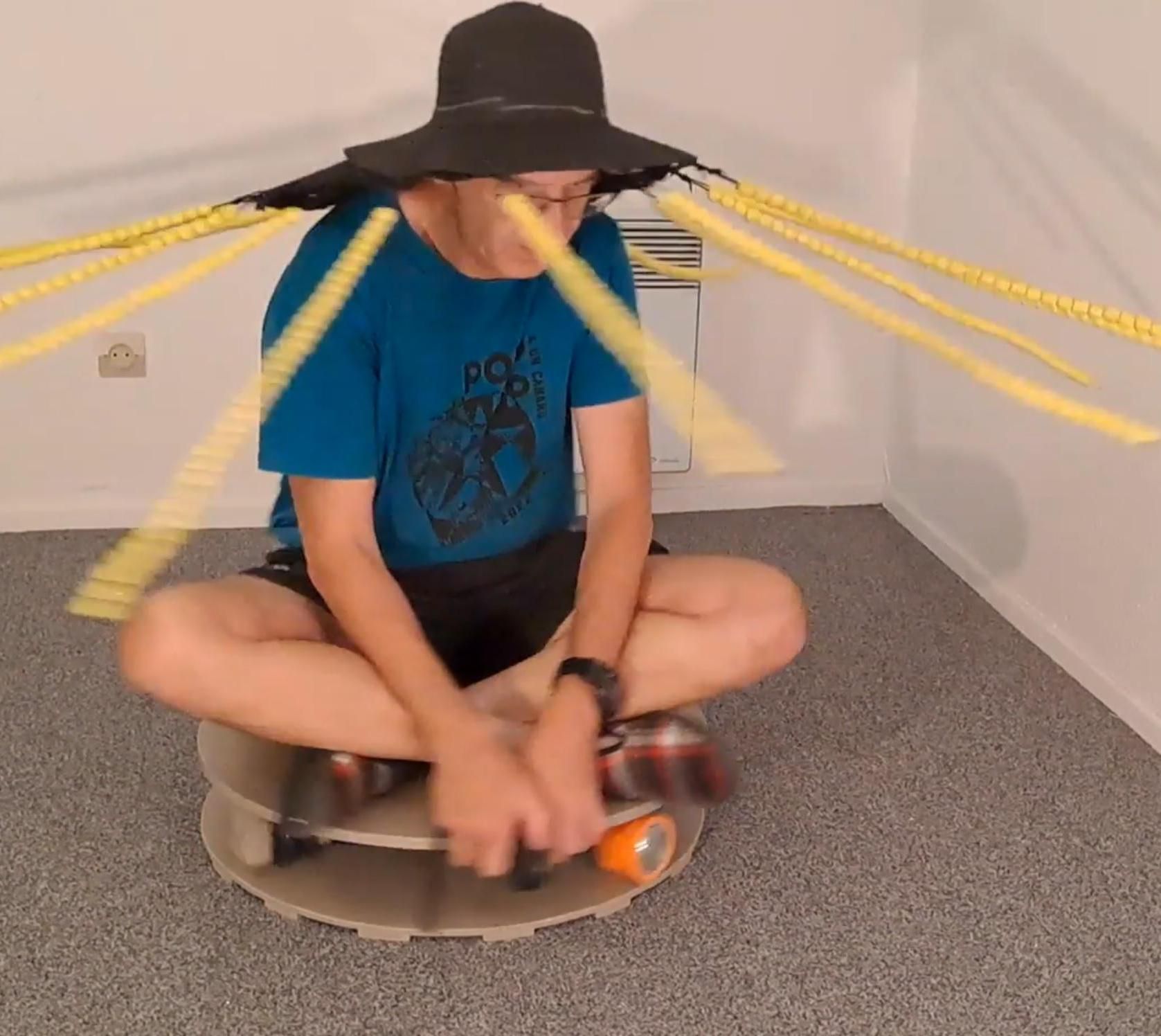 Rotating Electric Skateboard for Meditation, Dance, Iceskating and ...