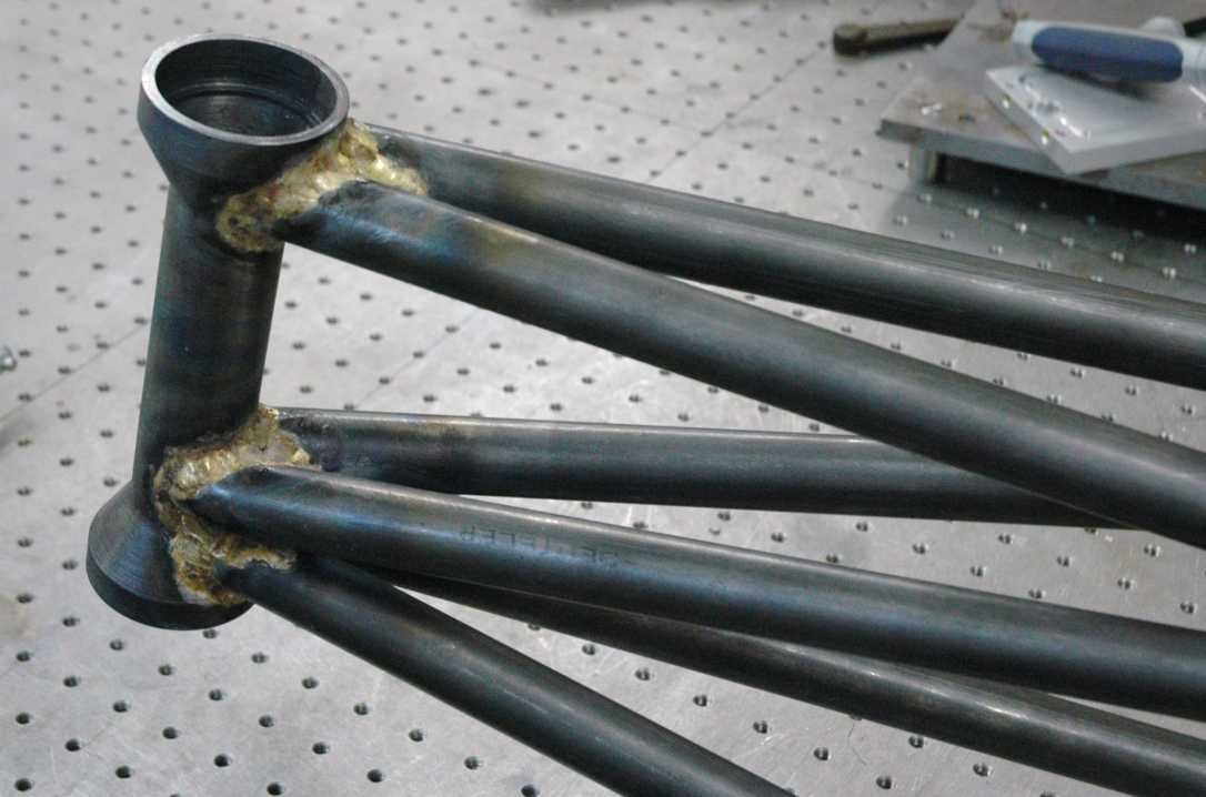 Making a Racing Motorcycle Chassis : 27 Steps (with Pictures ...