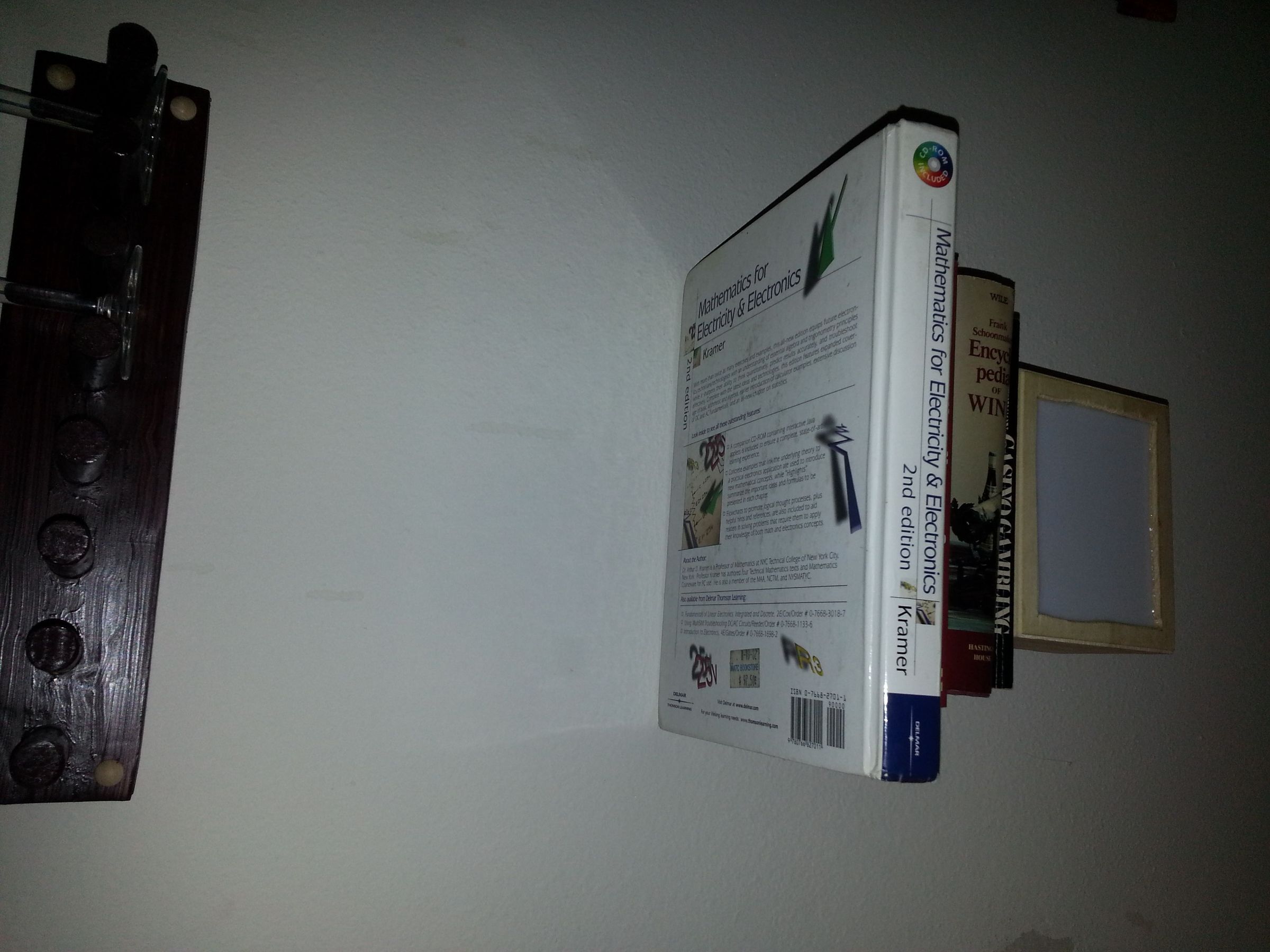 Floating Book Shelf : 3 Steps - Instructables