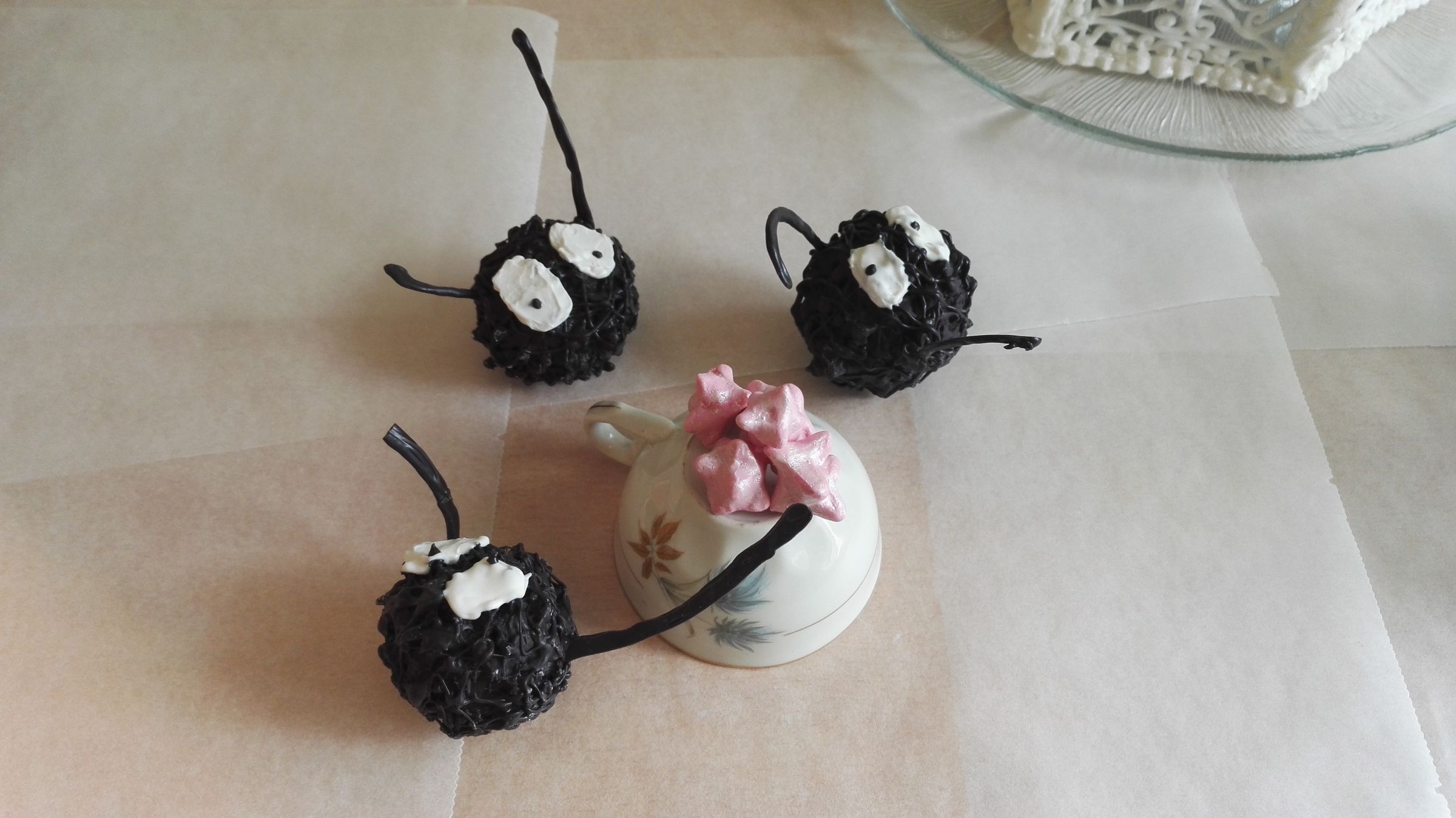 Susuwatari Gremlin Truffles : 5 Steps (with Pictures) - Instructables