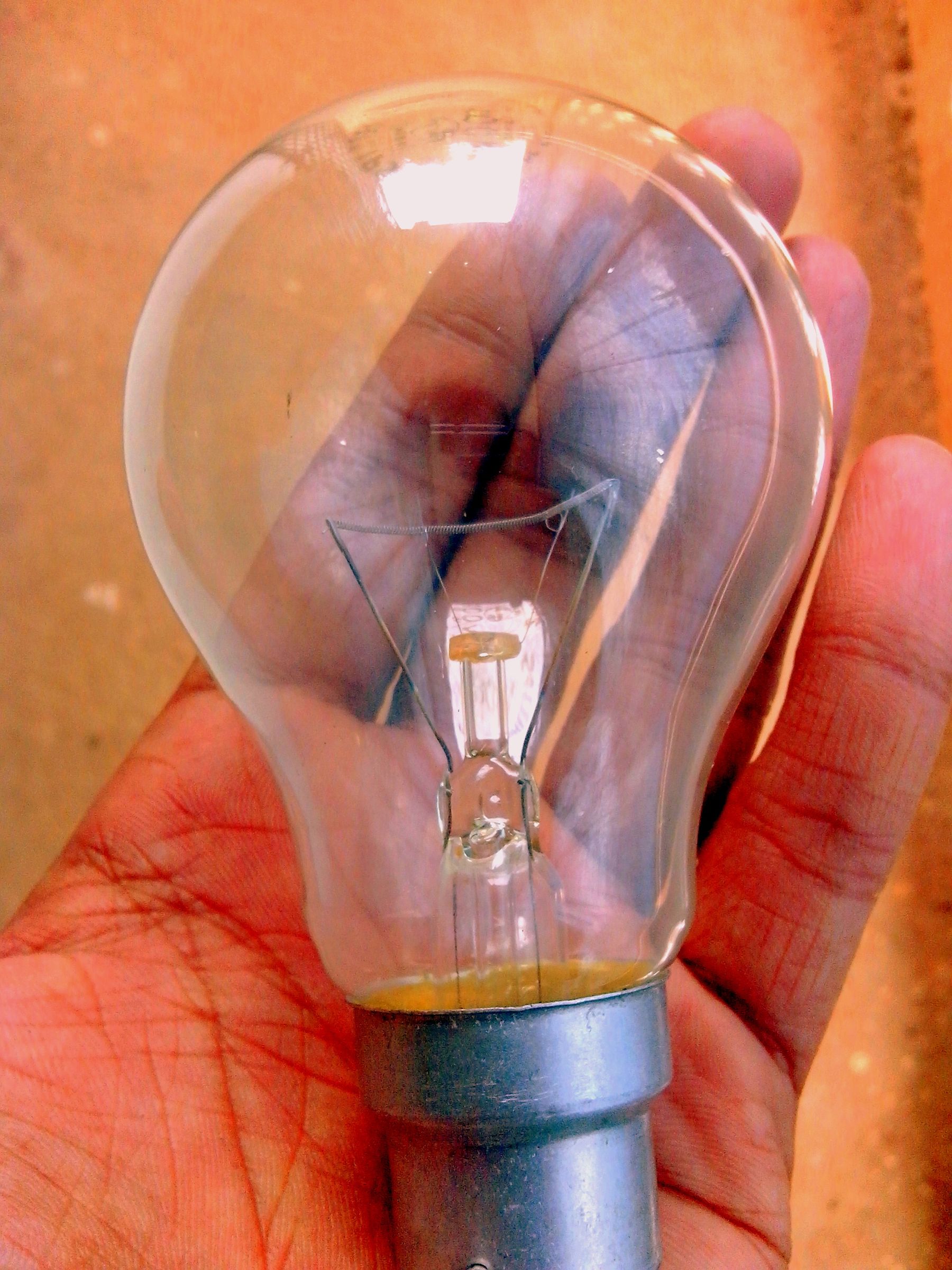 DIY PROJECTOR LAMP : 4 Steps (with Pictures) - Instructables