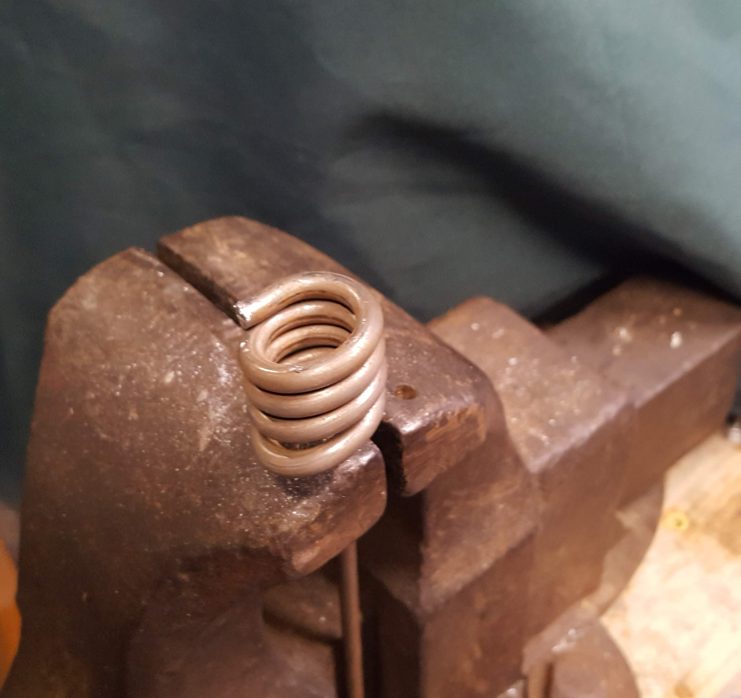 Reach-Hook in Minutes! : 8 Steps (with Pictures) - Instructables