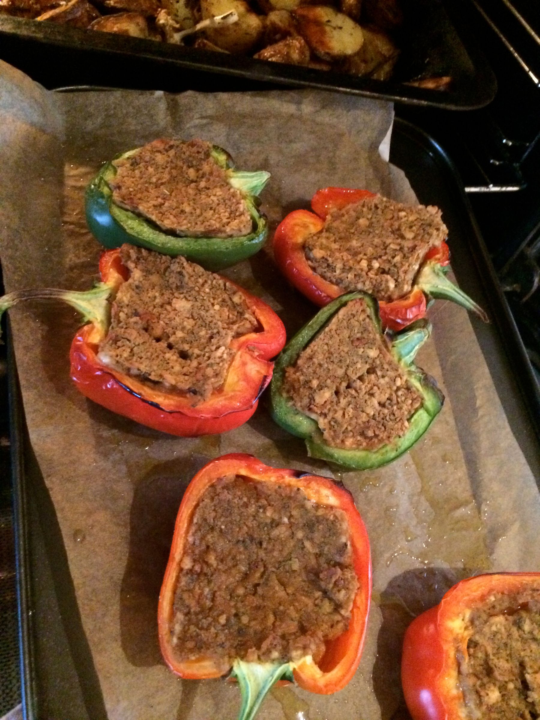 CHEESY STUFFED PEPPER BOATS : 5 Steps - Instructables