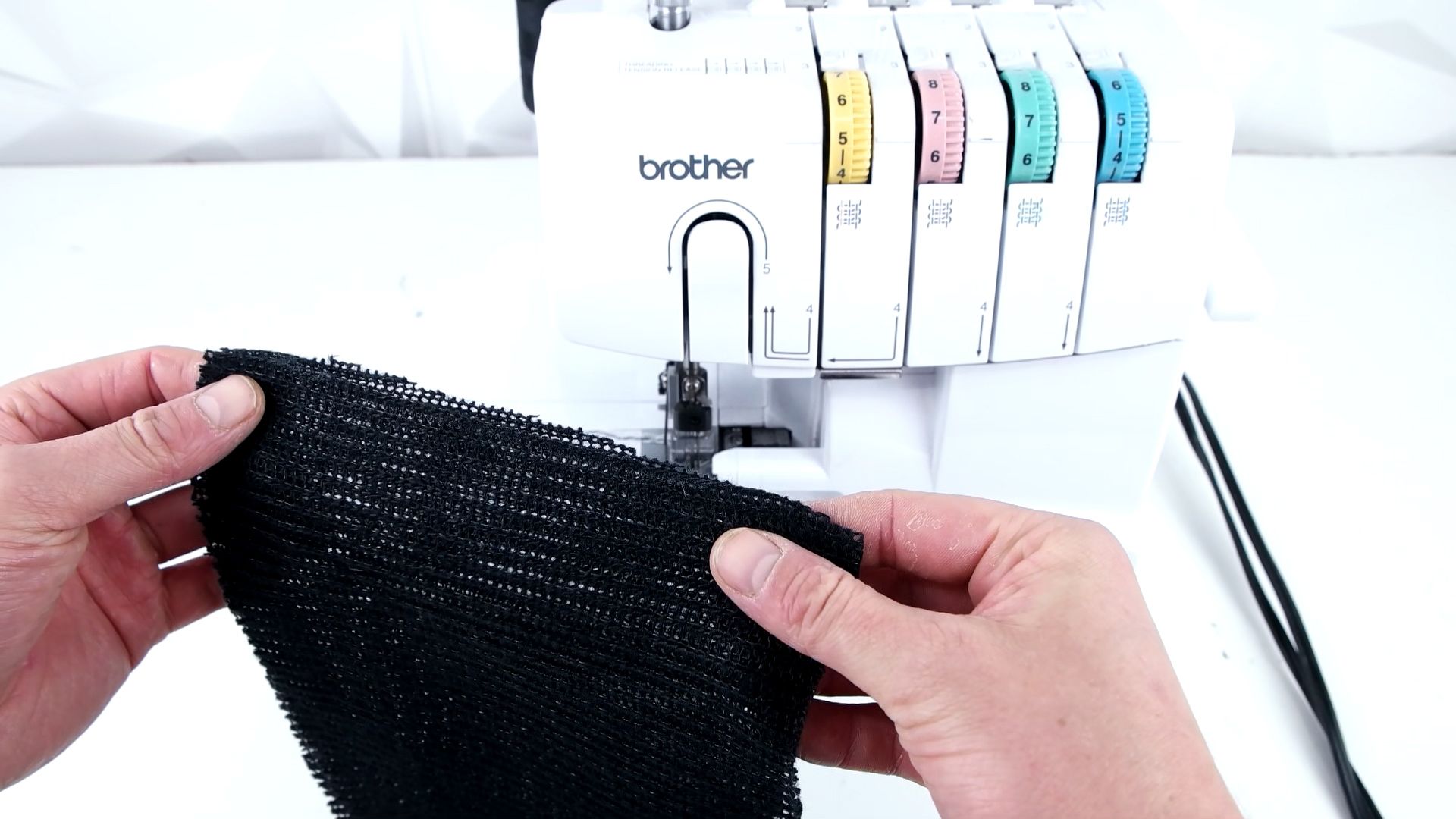 Multifunctional Gaiter Beanie : 9 Steps - Instructables