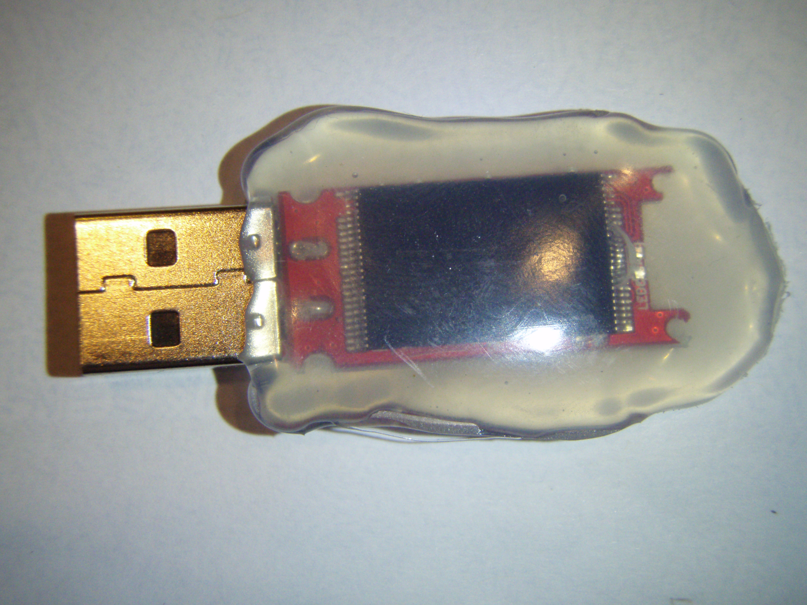 Hot Glue USB Flash Drive : 4 Steps - Instructables