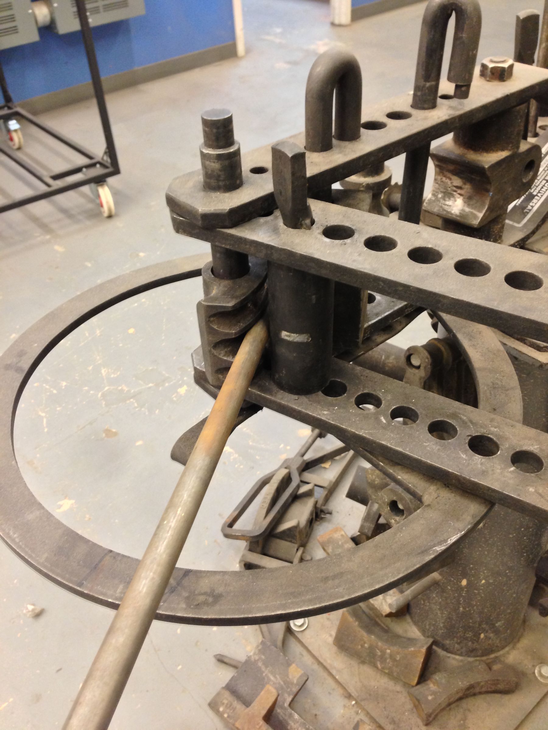 Ye Olde Holdfast : 6 Steps - Instructables