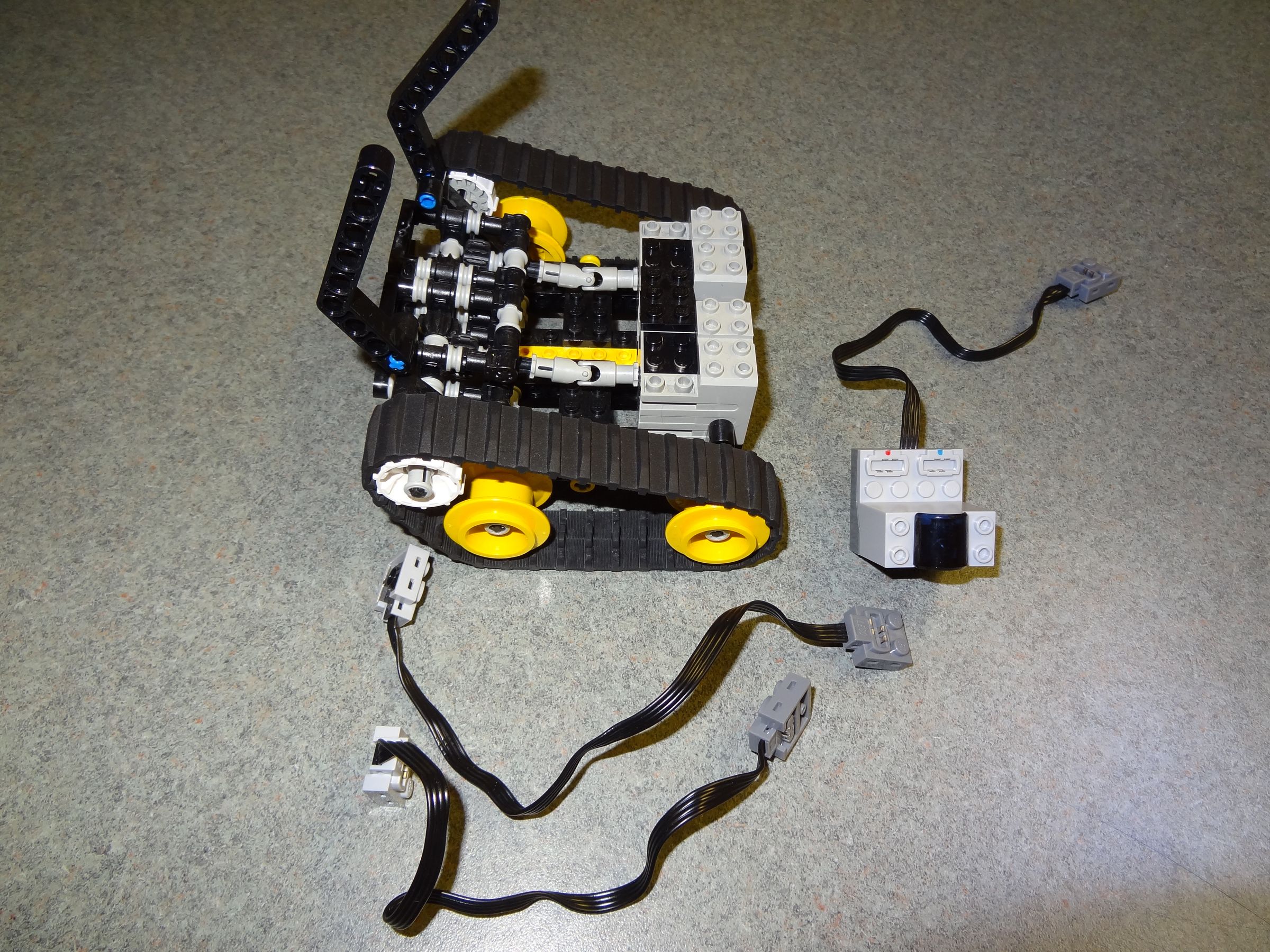 Lego RC Track Rover - Instructables