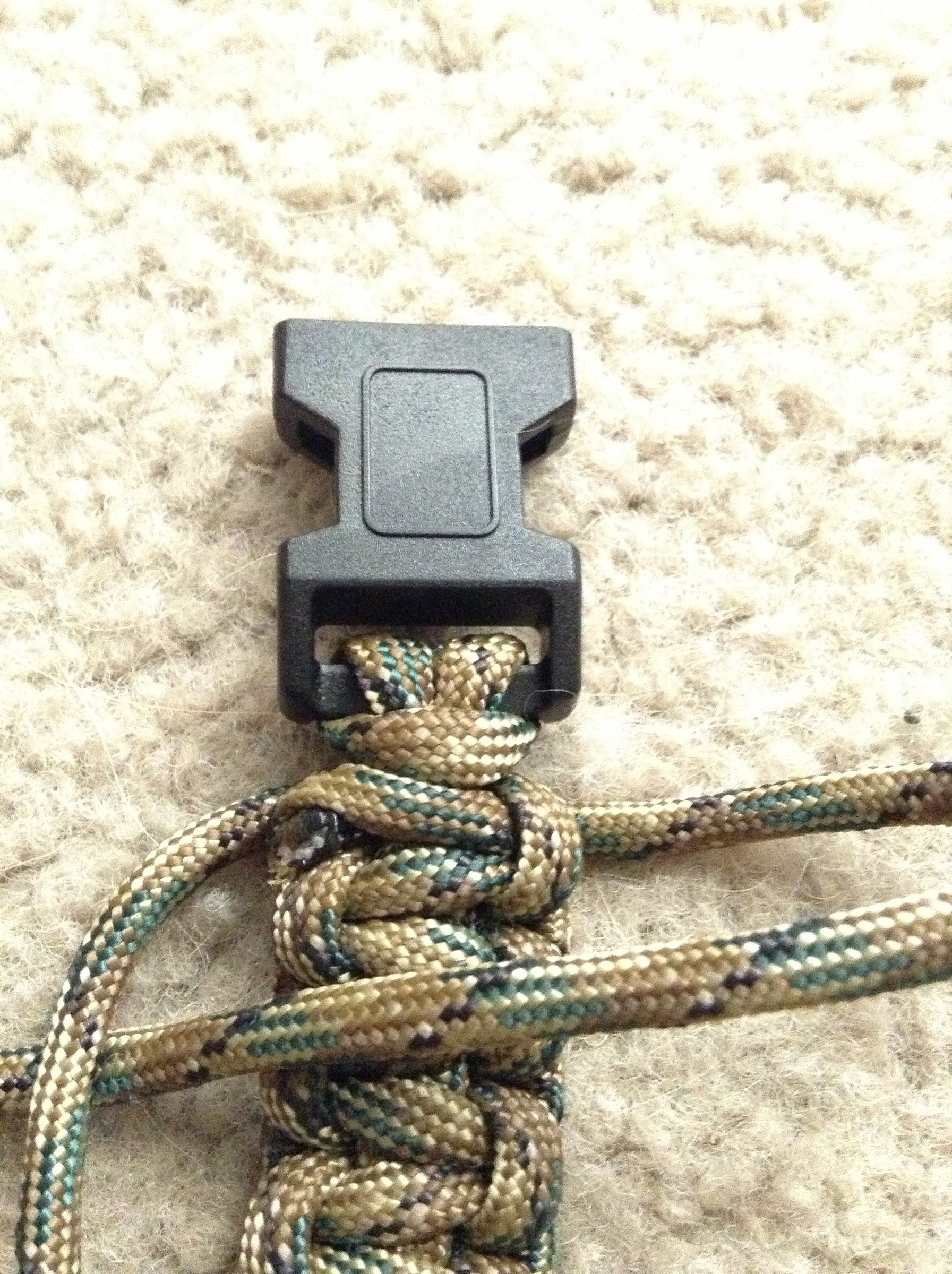How to Make a Paracord King Cobra Braid : 5 Steps - Instructables