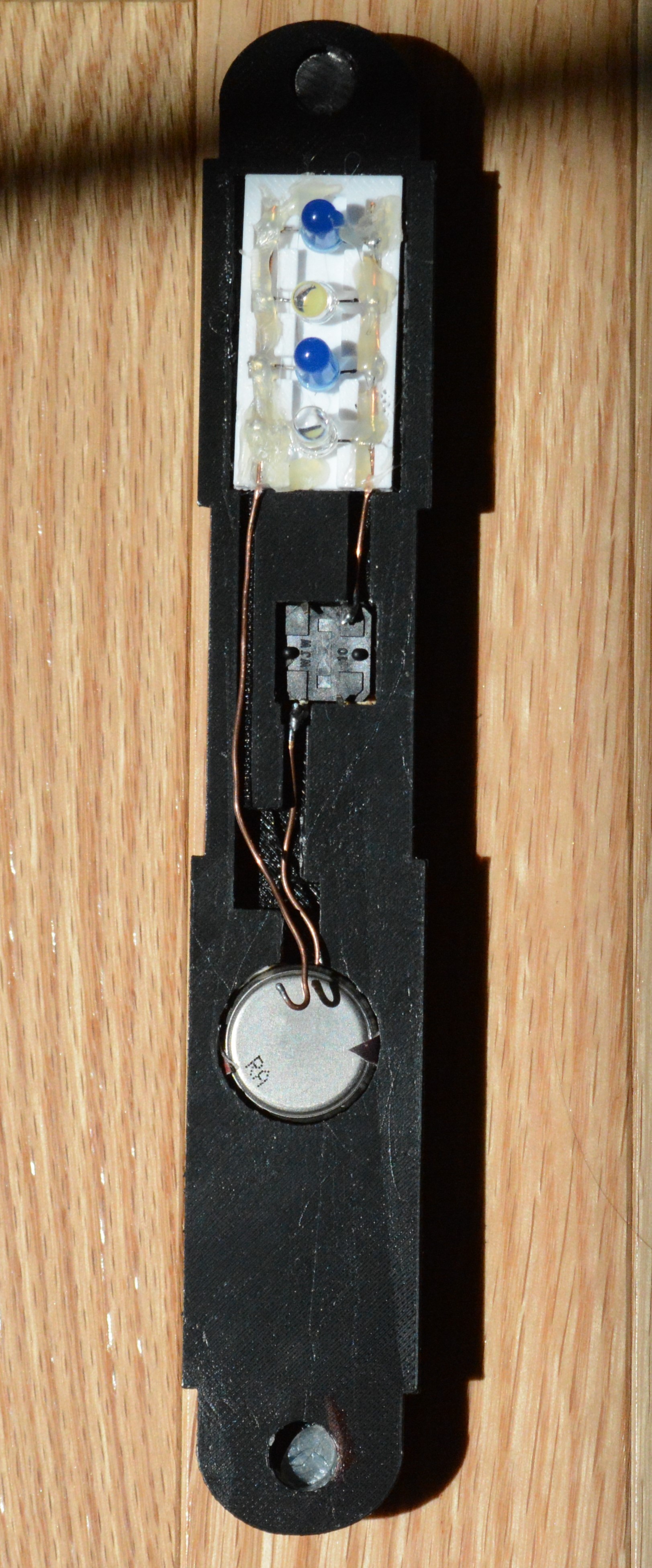 DIY Neuralyzer and Men in Black Costume : 6 Steps (with Pictures ...