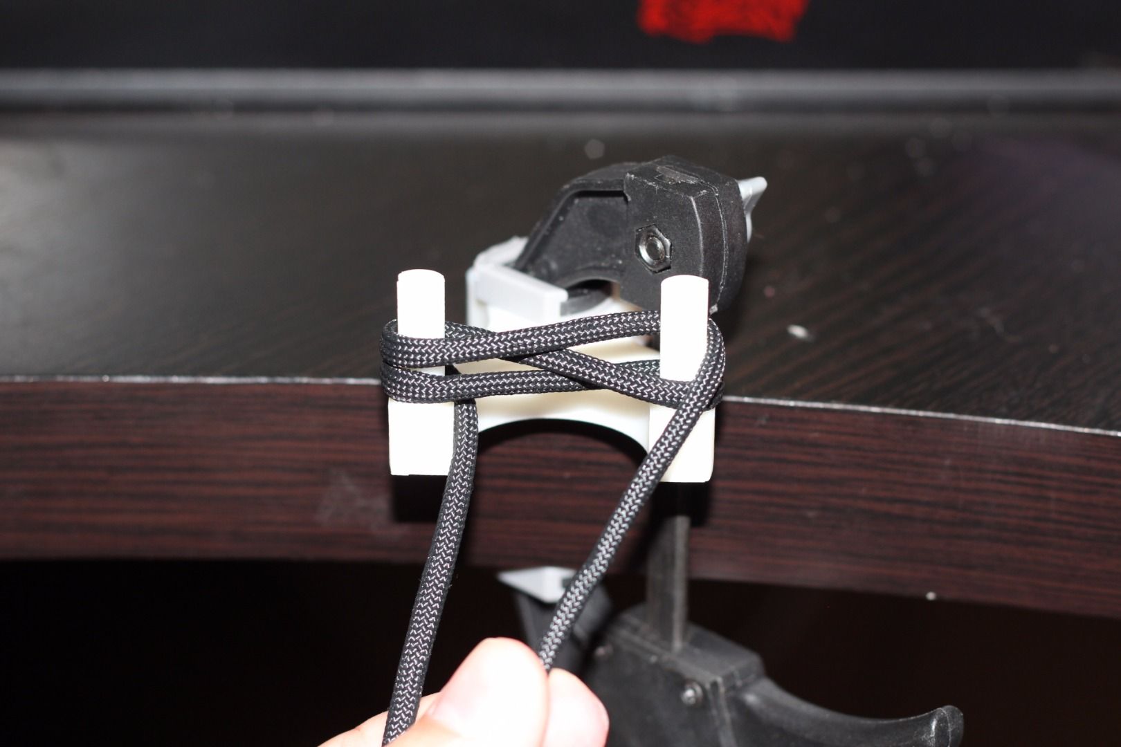 3D Printed Two Peg Spool Knitting - the Beginning : 6 Steps - Instructables