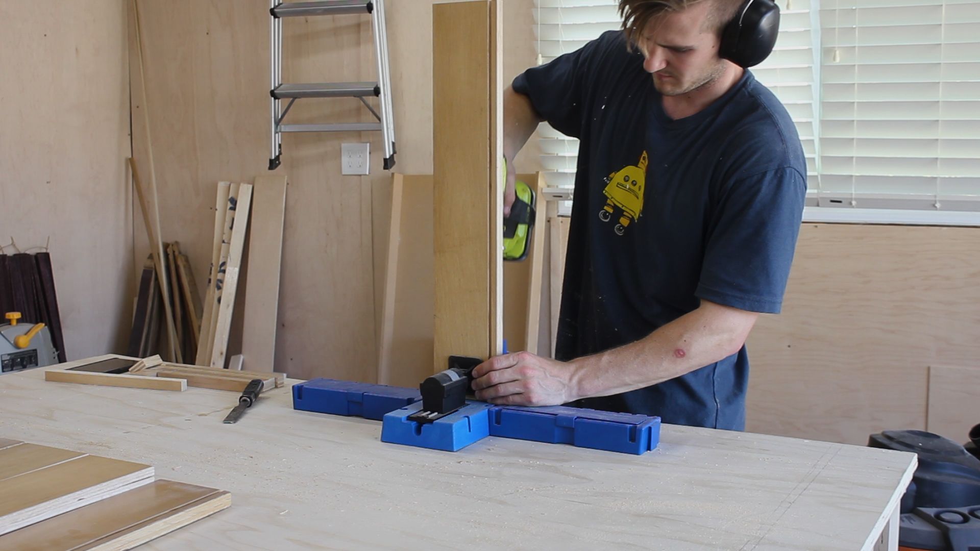 $100 10ft Work Bench/Surface With Storage : 12 Steps (with Pictures ...