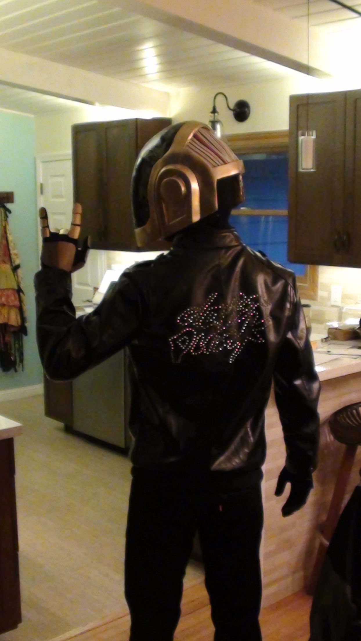 Daft Punk Guy-Manuel Full Costume Build : 21 Steps (with Pictures ...