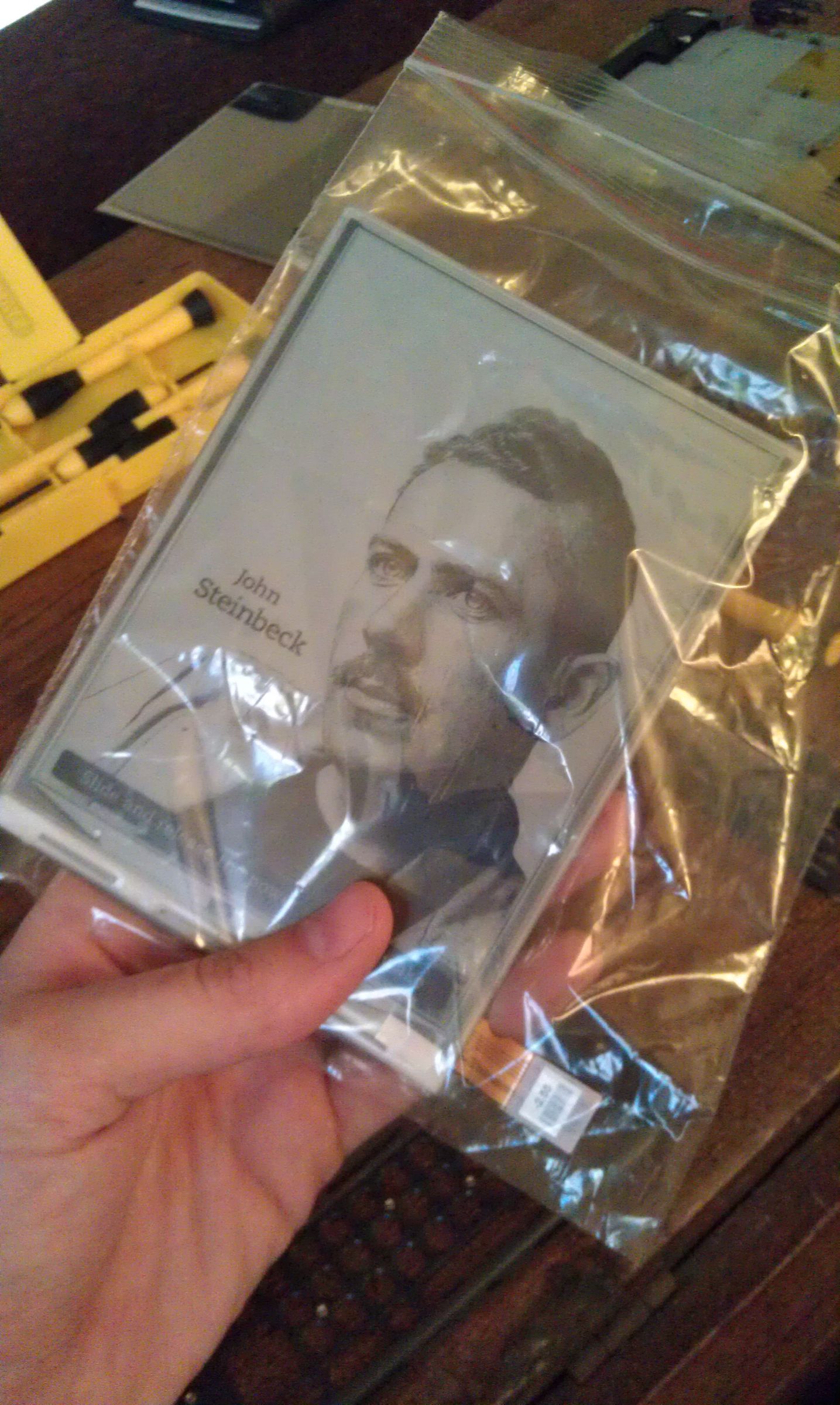 Fix Your Broken Kindle Keyboard Screen : 10 Steps (with Pictures ...