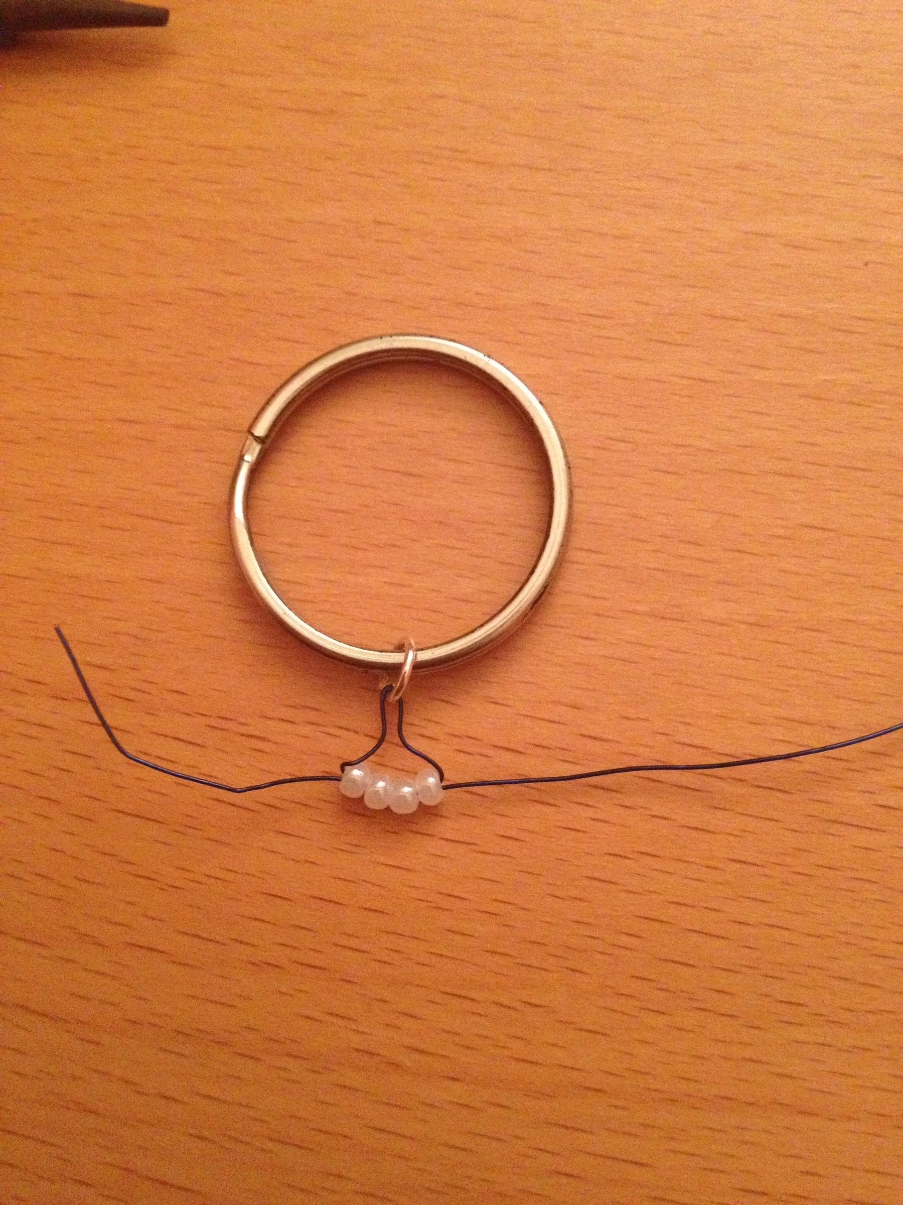 Basic Beading Techniques : 5 Steps - Instructables