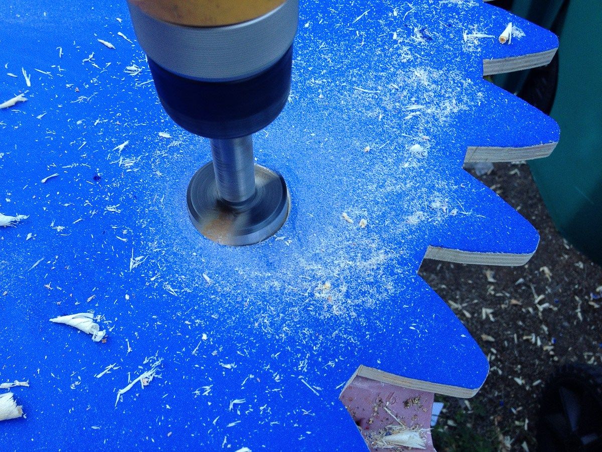 The Giant Spirograph : 8 Steps (with Pictures) - Instructables