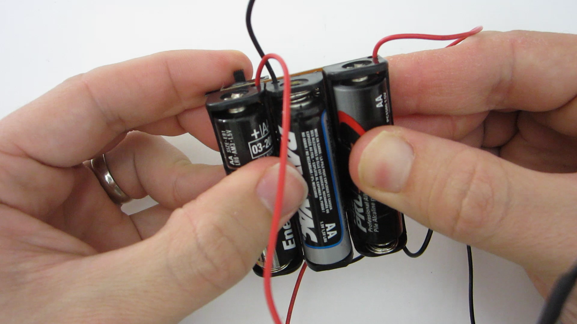 Laser Tripwire Alarm : 9 Steps (with Pictures) - Instructables