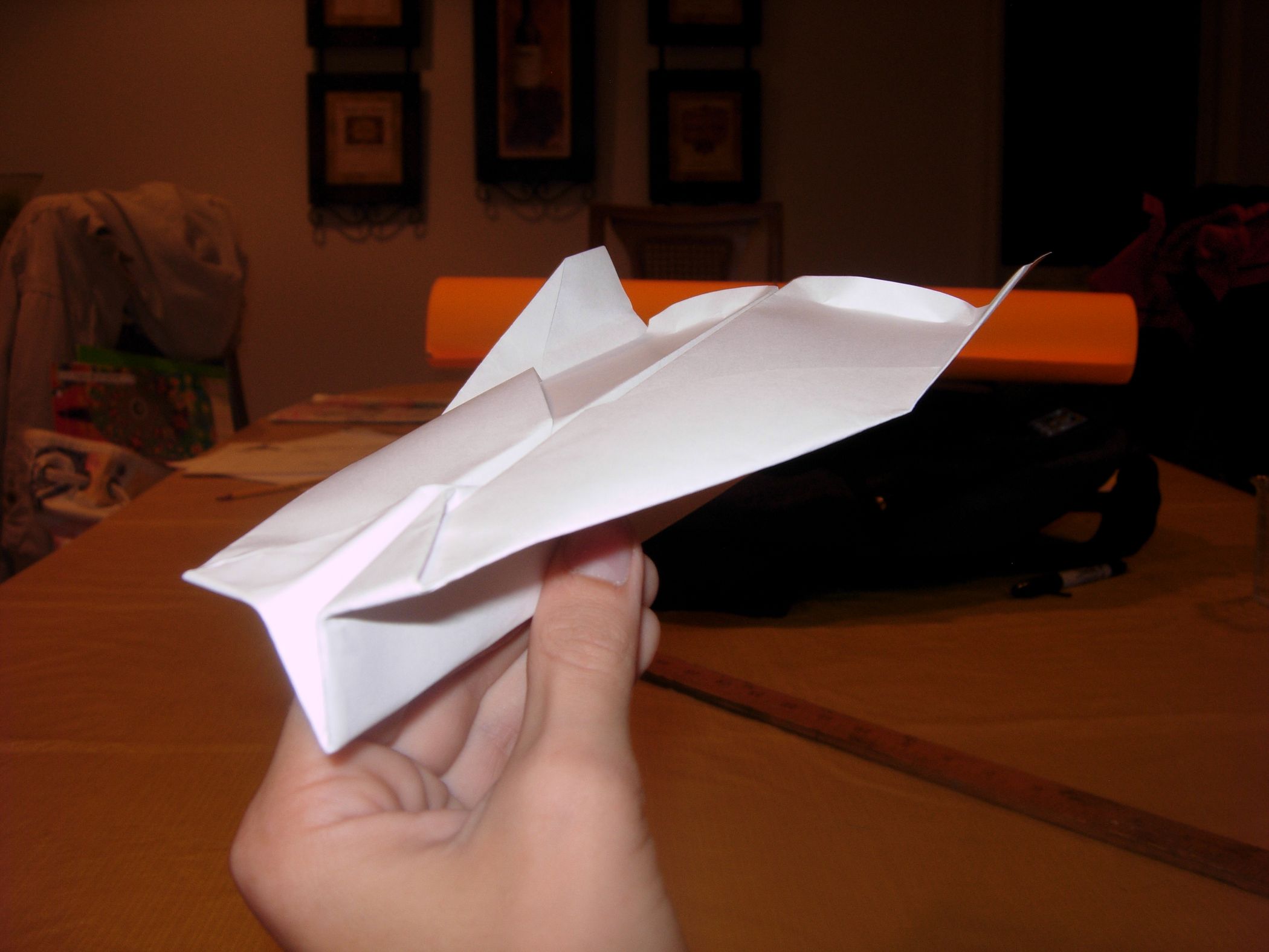 Paper Glider : 8 Steps - Instructables