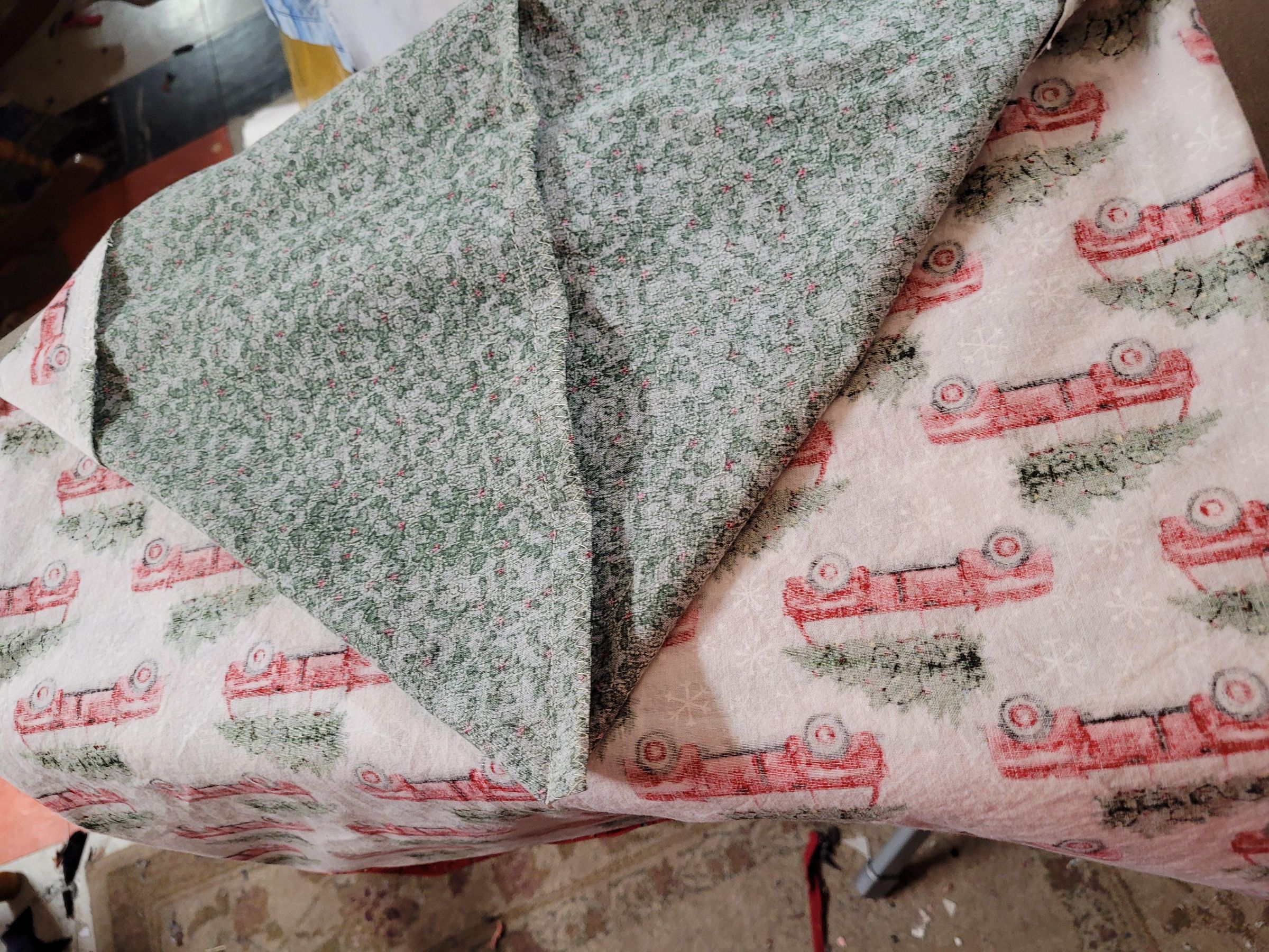 Reusable Christmas Wrap Bag : 10 Steps (with Pictures) - Instructables