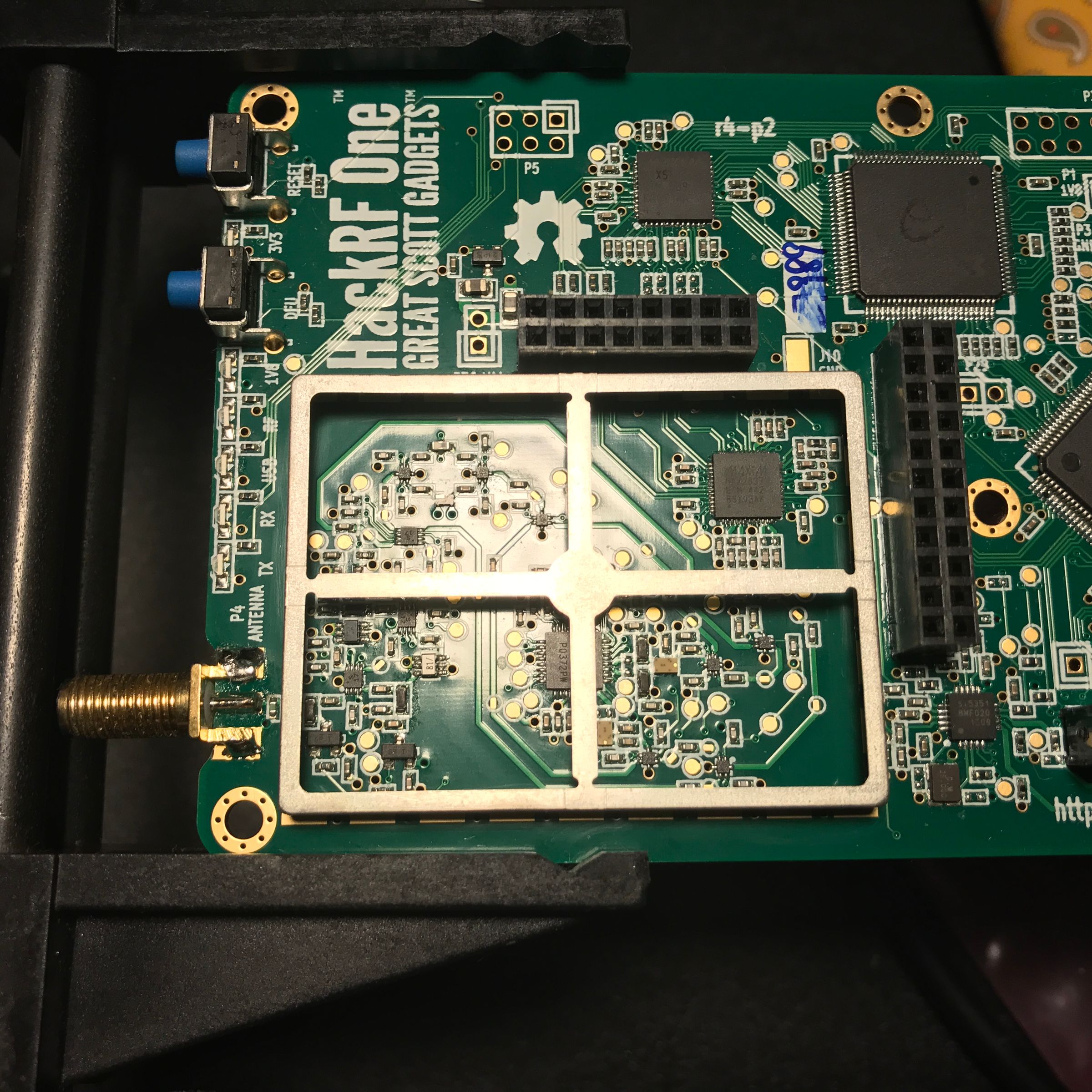 HackRF Shielding Kit Installation : 4 Steps - Instructables