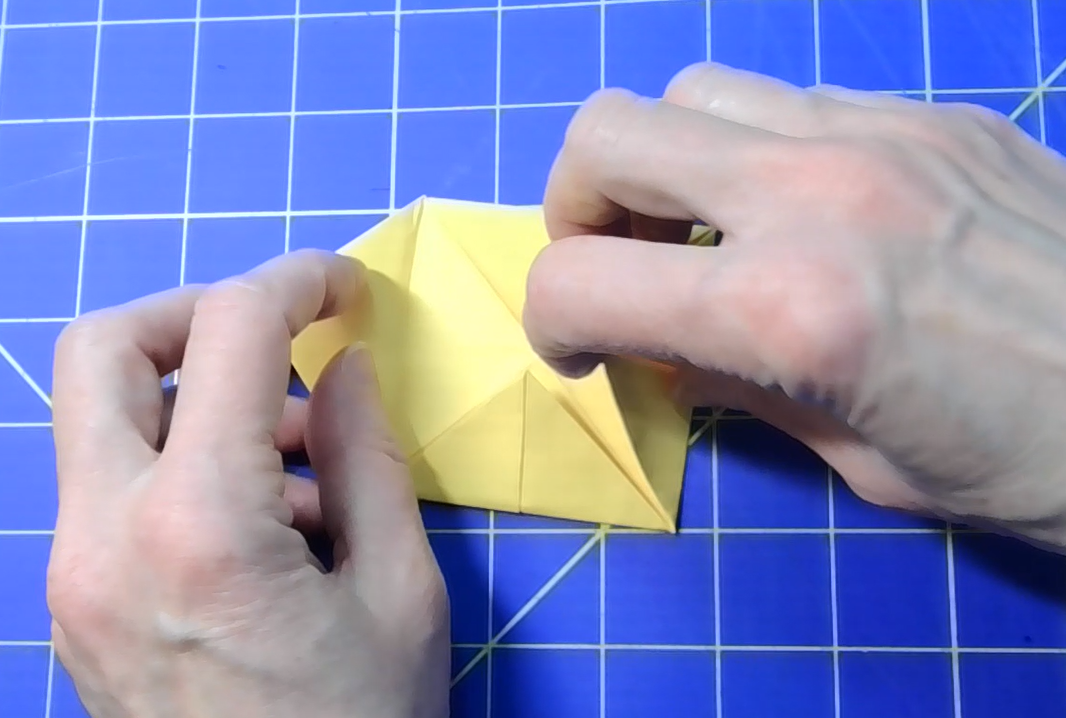 Light-Up Origami Lotus With Chibitronics Magnet-On Reed Switch : 4 ...