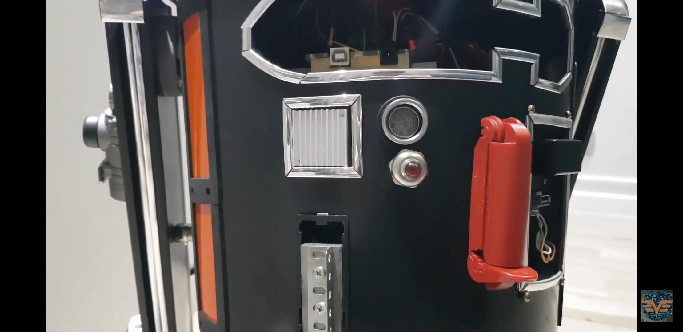 Homemade Real Size Astromech Droid : 5 Steps (with Pictures ...