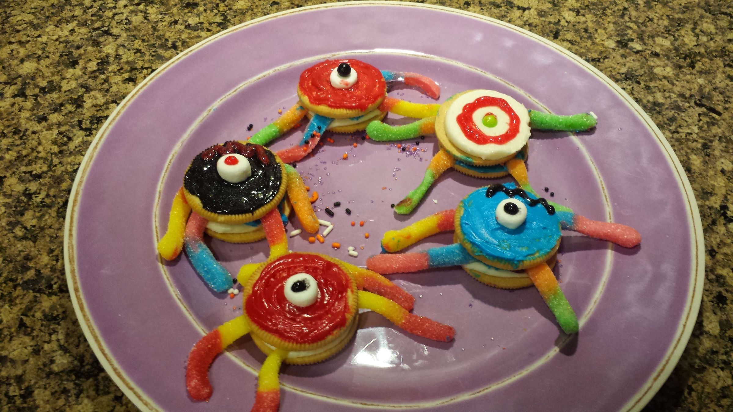 One Eyed Oreo Monster (with Pictures) - Instructables