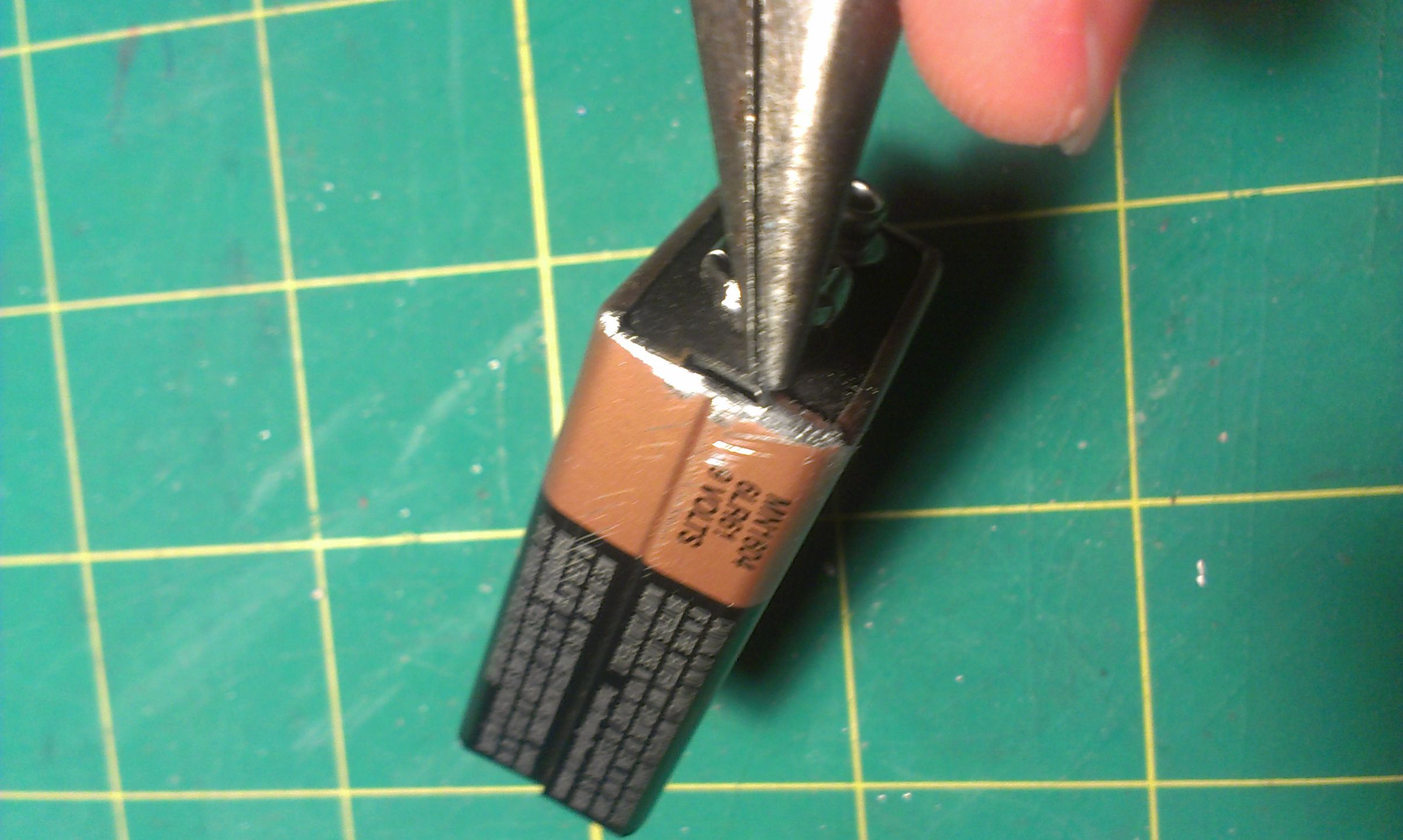 9 Volt Battery Secret Compartment : 5 Steps - Instructables