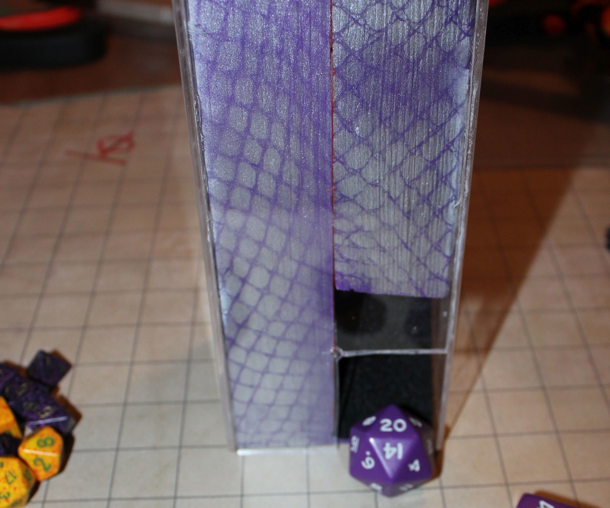 Dragon Scale Dice Tower : 14 Steps (with Pictures) - Instructables