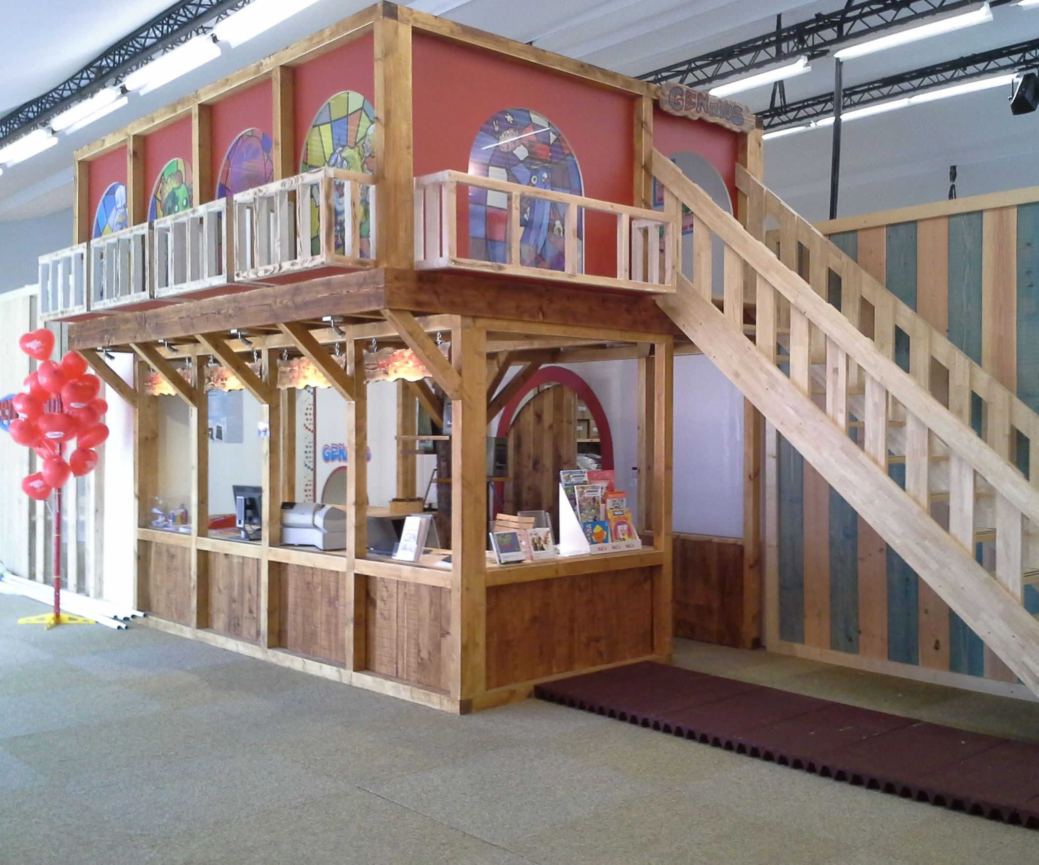 2 Level Reception Desk : 8 Steps (with Pictures) - Instructables